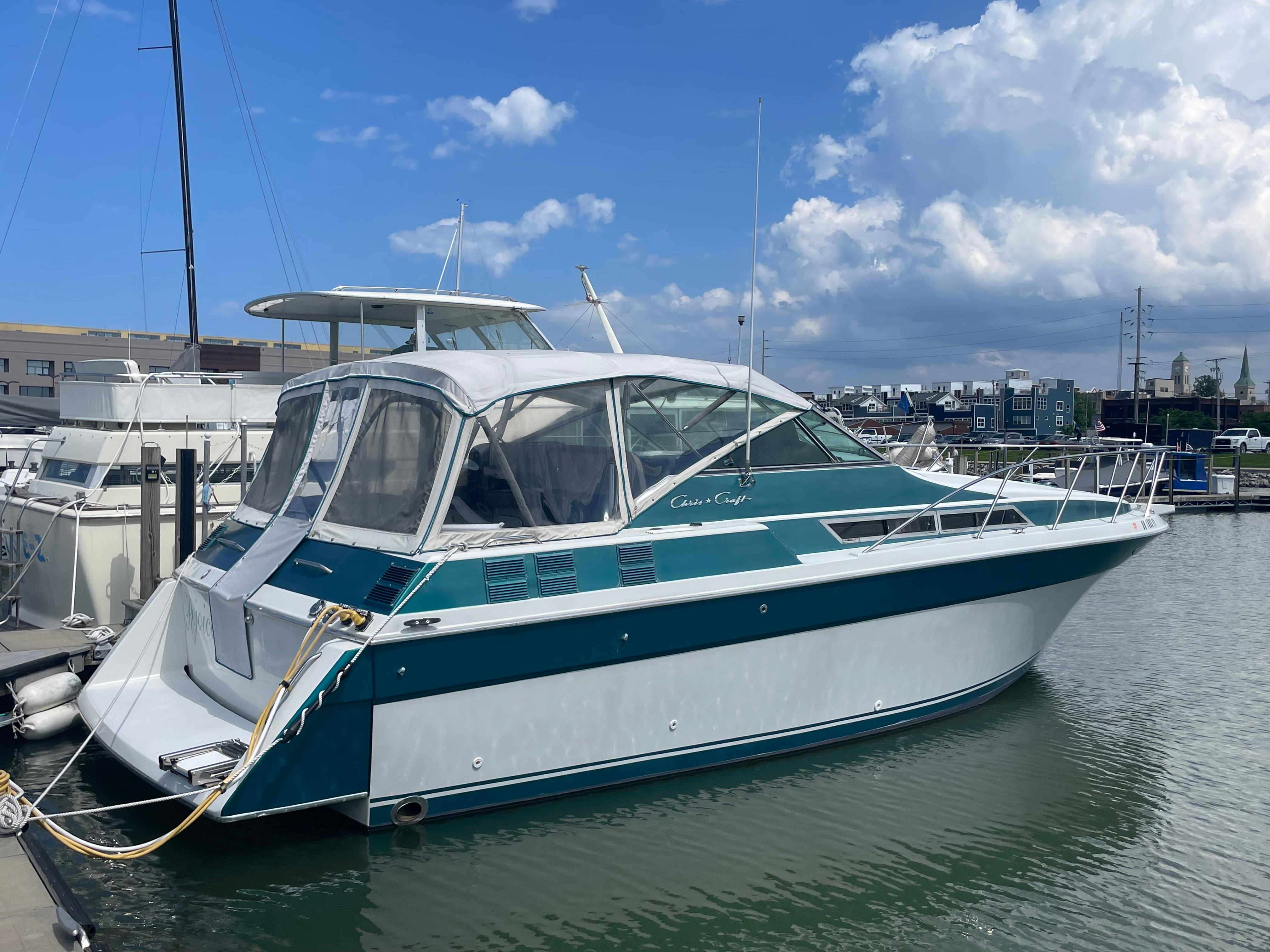 1987 Chris-Craft 320 Amerosport Express Express Cruiser for sale ...