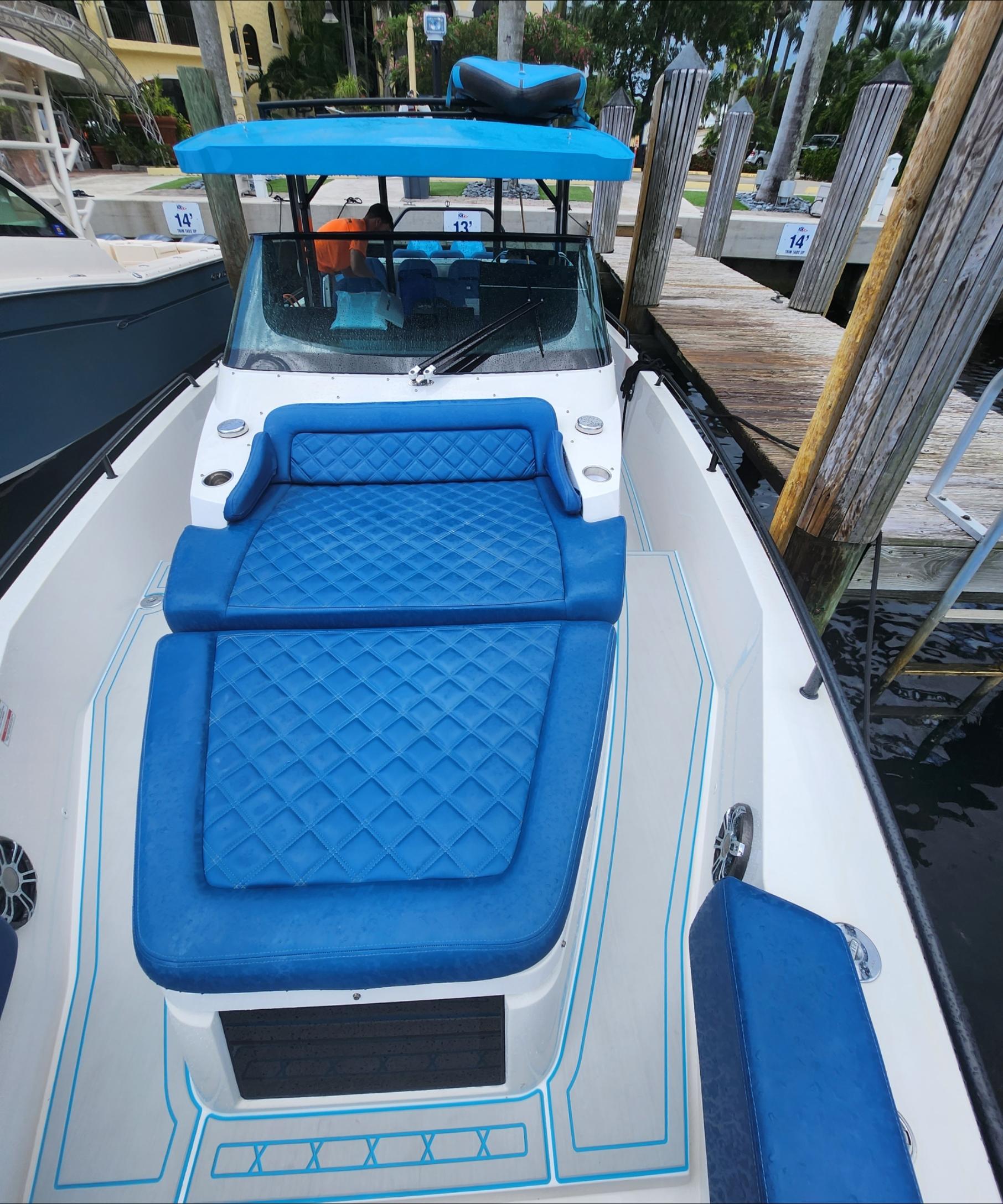 2019 BRABUS Shadow Package Center Console for sale - YachtWorld