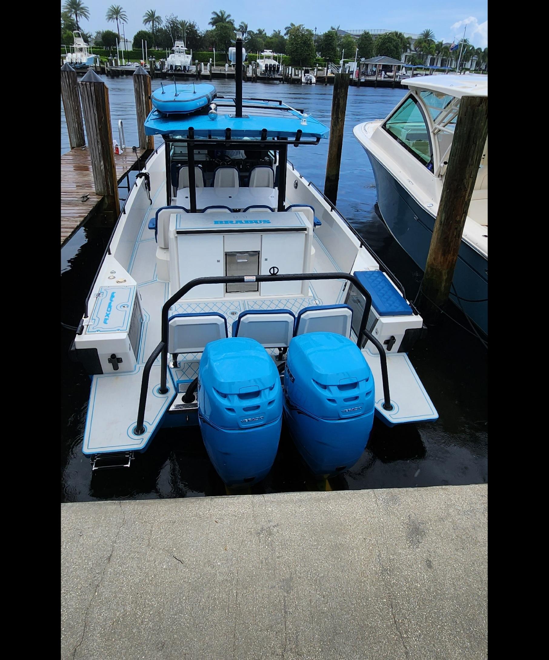 2019 BRABUS Shadow Package Center Console for sale - YachtWorld