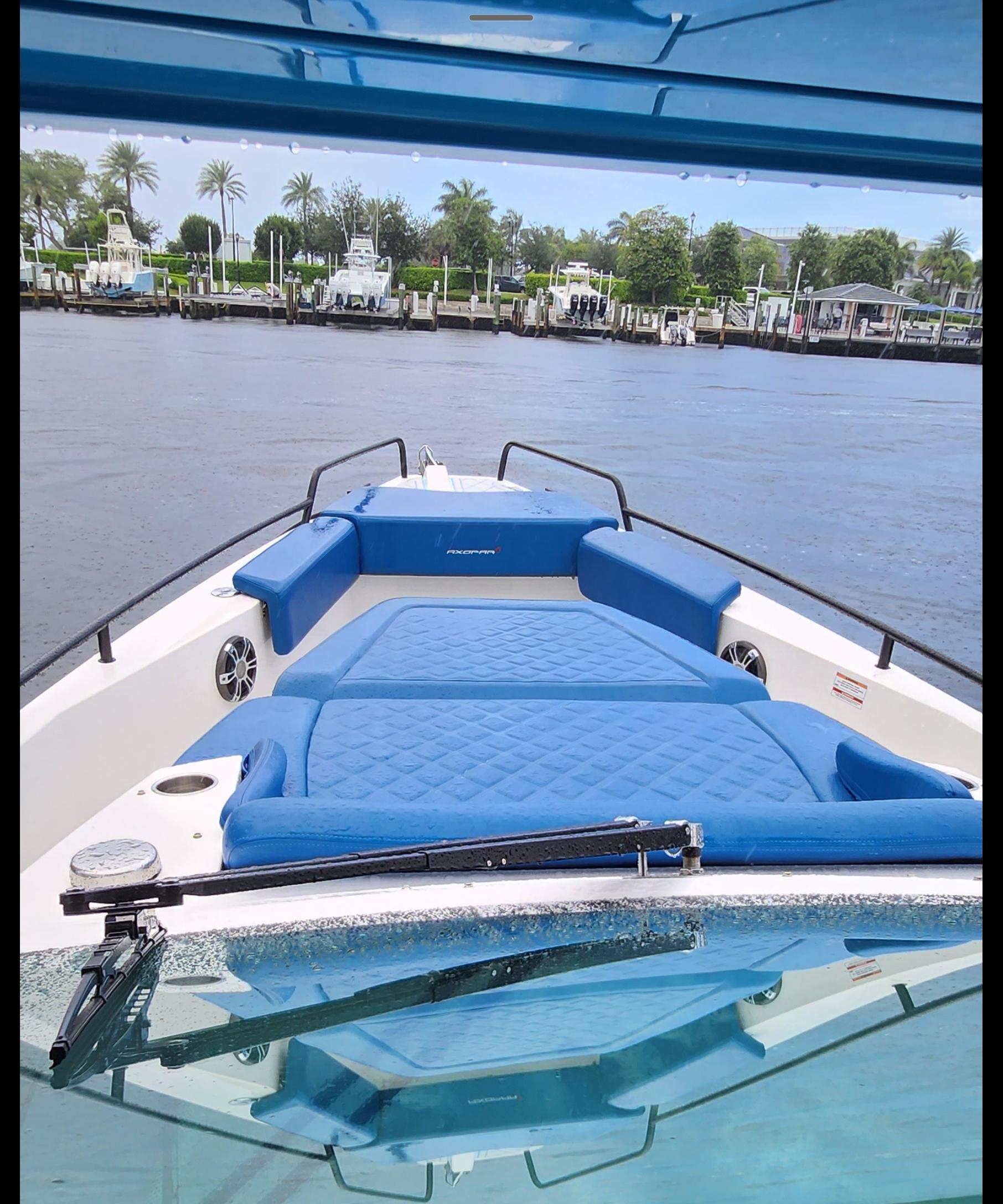 2019 BRABUS Shadow Package Center Console for sale - YachtWorld