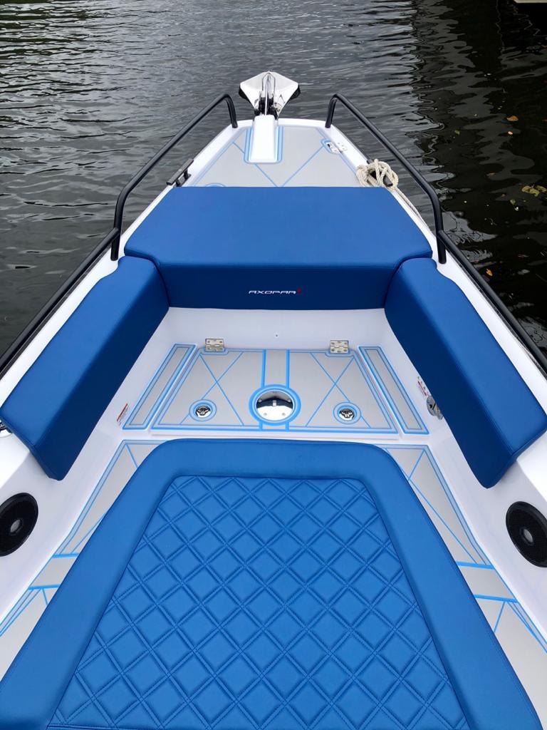 2019 BRABUS Shadow Package Center Console for sale - YachtWorld