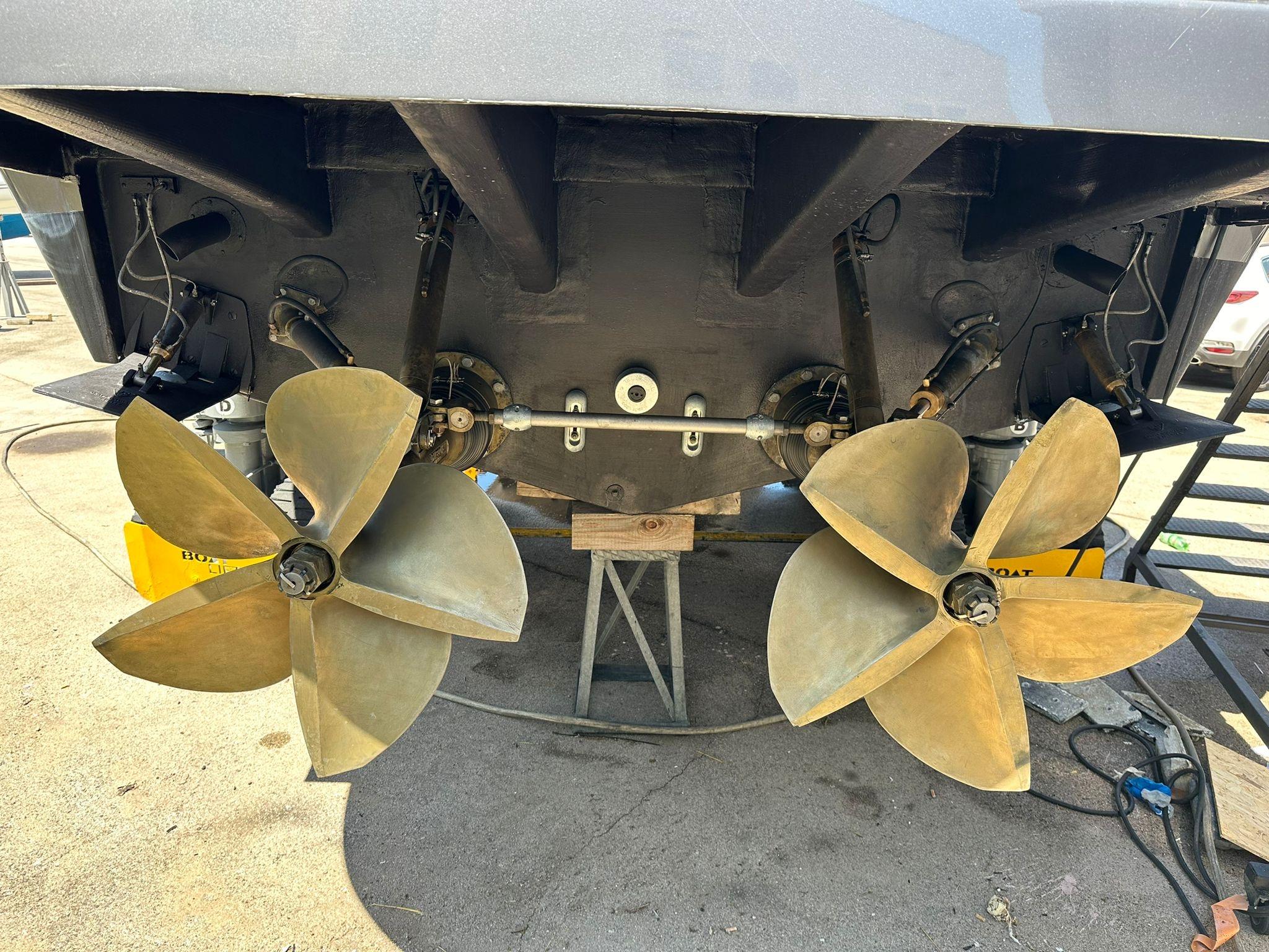 2001 Baia FLASH 48 Cruiser for sale - YachtWorld