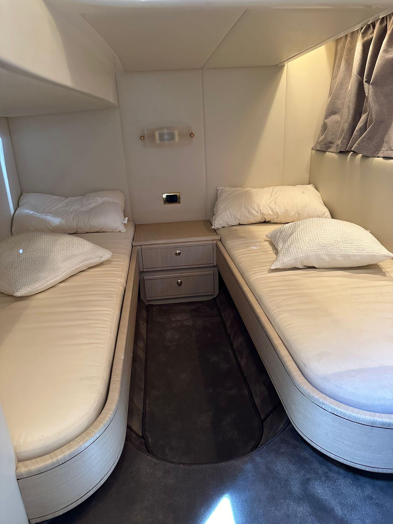 2001 Baia FLASH 48 Cruiser for sale - YachtWorld