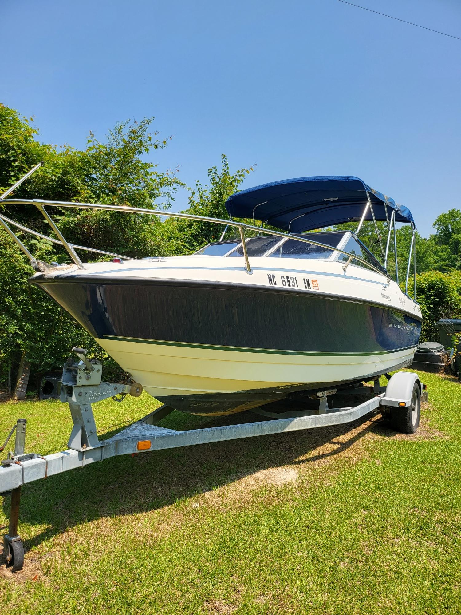 2009 Bayliner Discovery 192 Cuddy Cabin Kaufen - YachtWorld