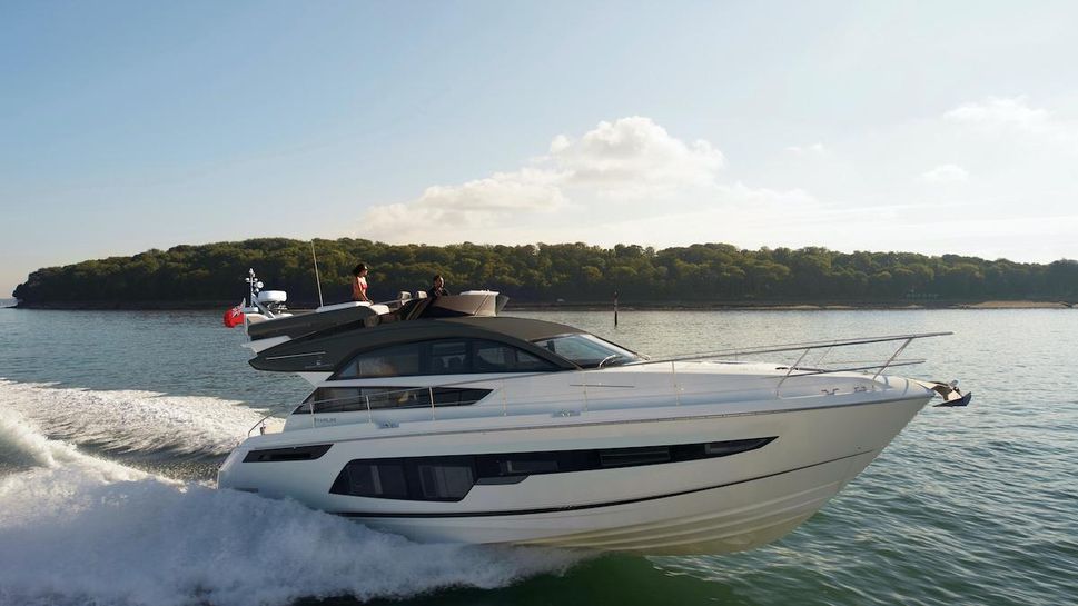 2020 Fairline Squadron 50 Flybridge for sale - YachtWorld