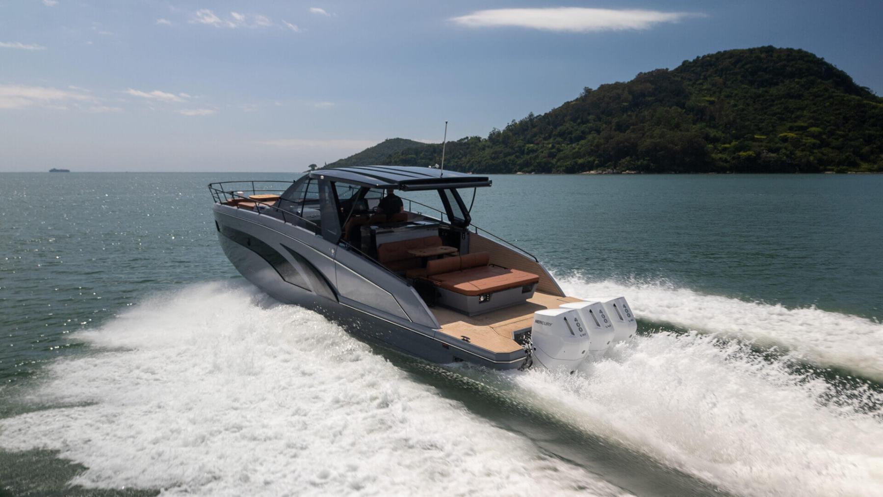 2025 Hanover 447 Motor Yacht for sale - YachtWorld