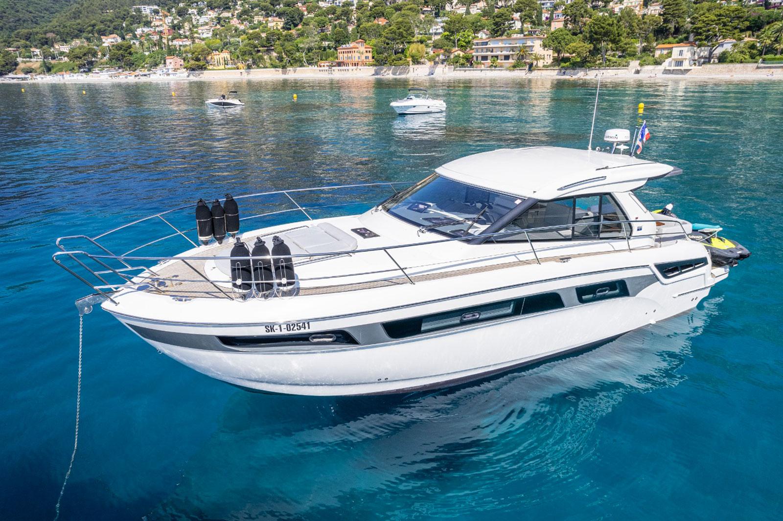 2016 Bavaria 40 HT Sport Cruiser for sale - YachtWorld