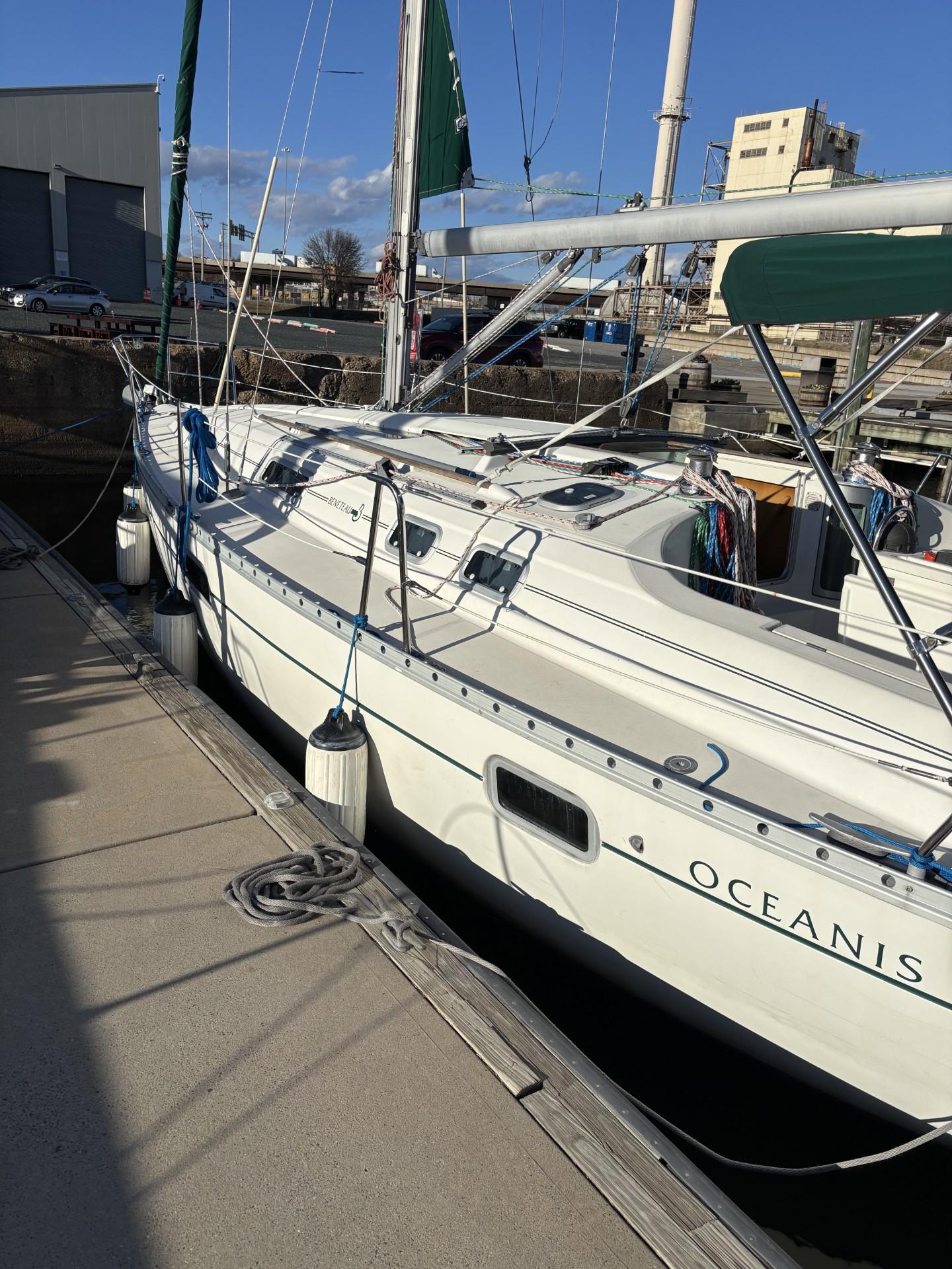 1997 Beneteau Oceanis 351 Sloop for sale - YachtWorld