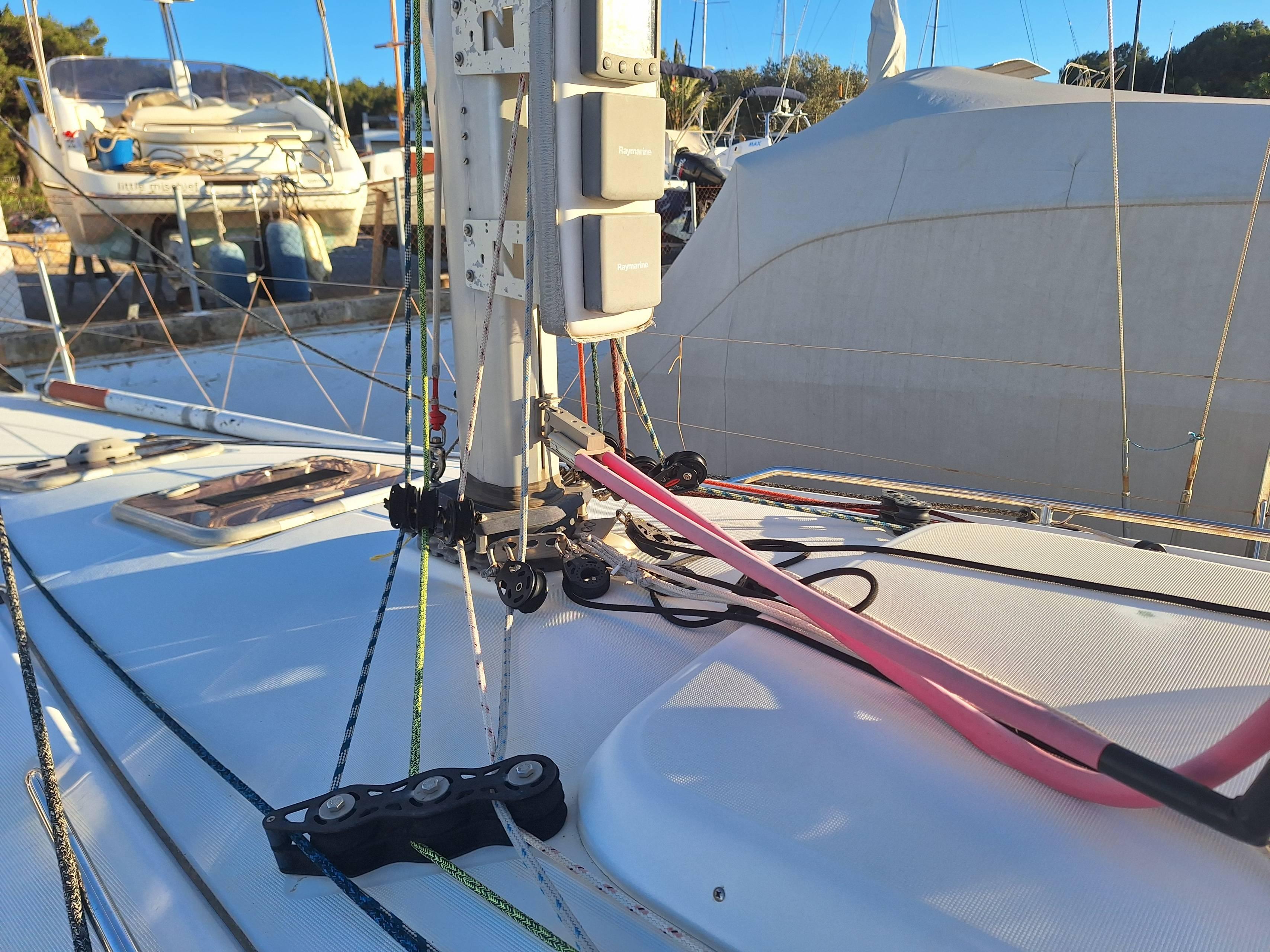 2011 Jeanneau Sun Fast 3200 Racer/Cruiser for sale - YachtWorld