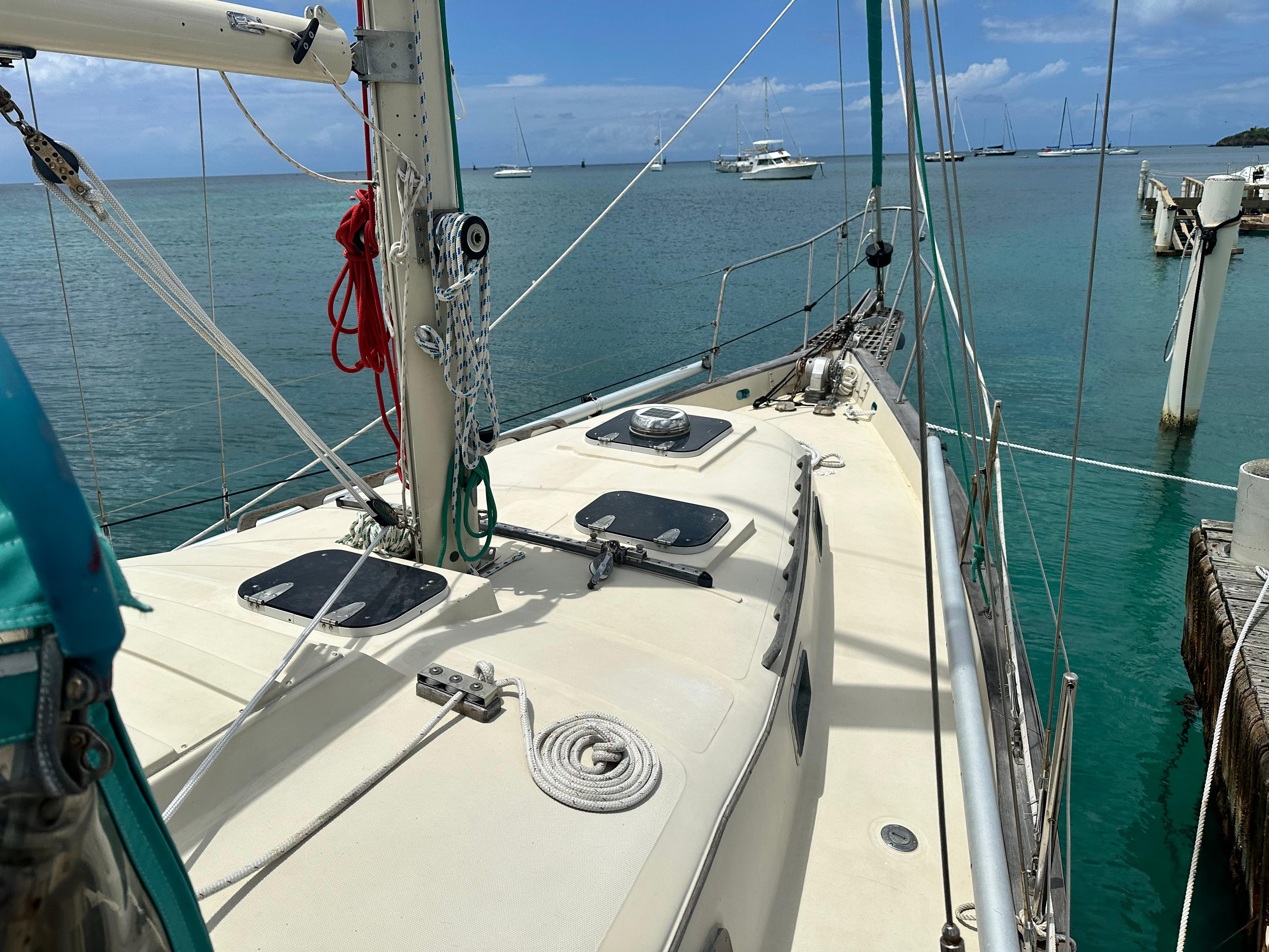 1980 Irwin 37 Center Cockpit Mark V Center Cockpit Segelboote Kaufen ...