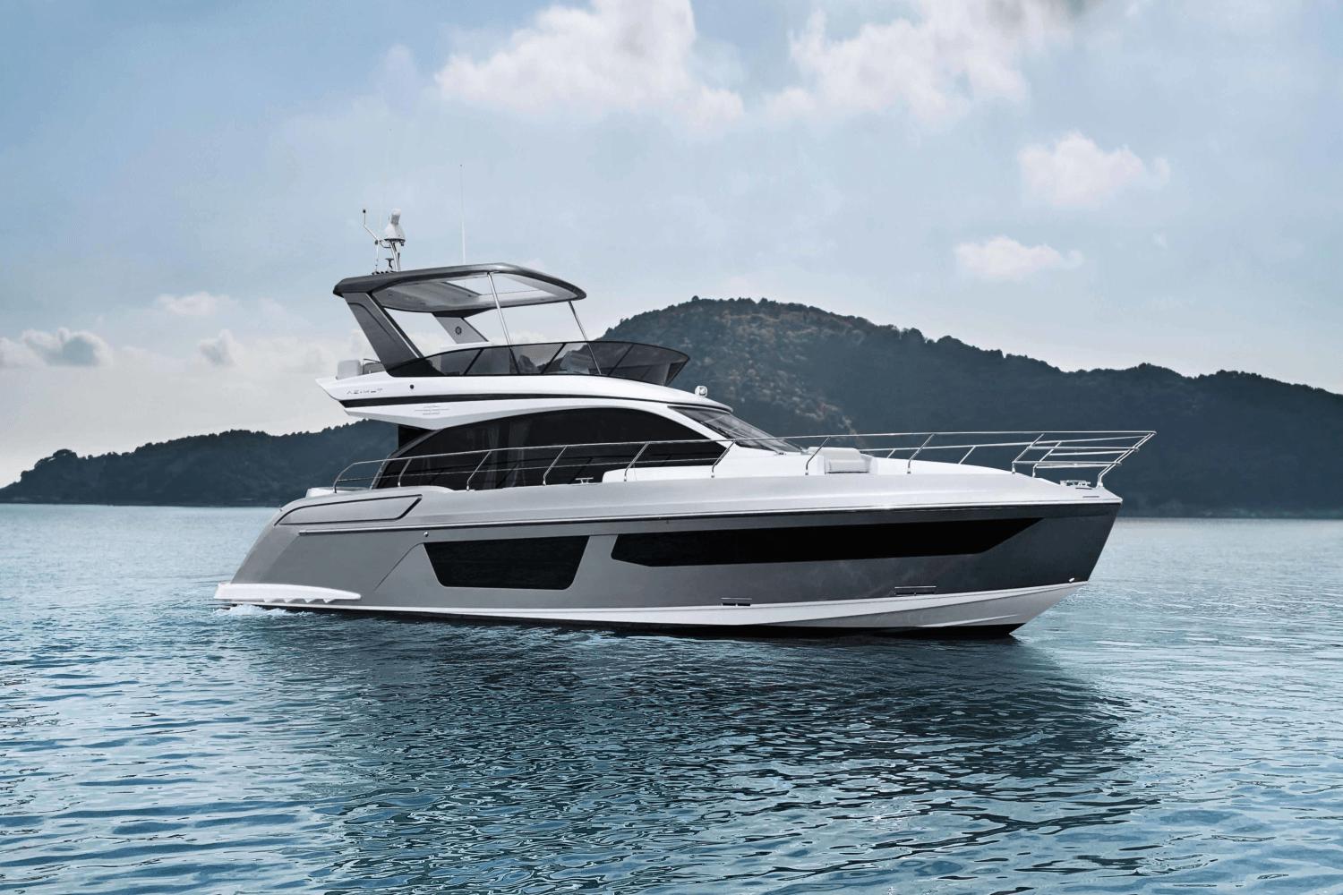 2022 Azimut 53 Flybridge Motor Yacht for sale - YachtWorld