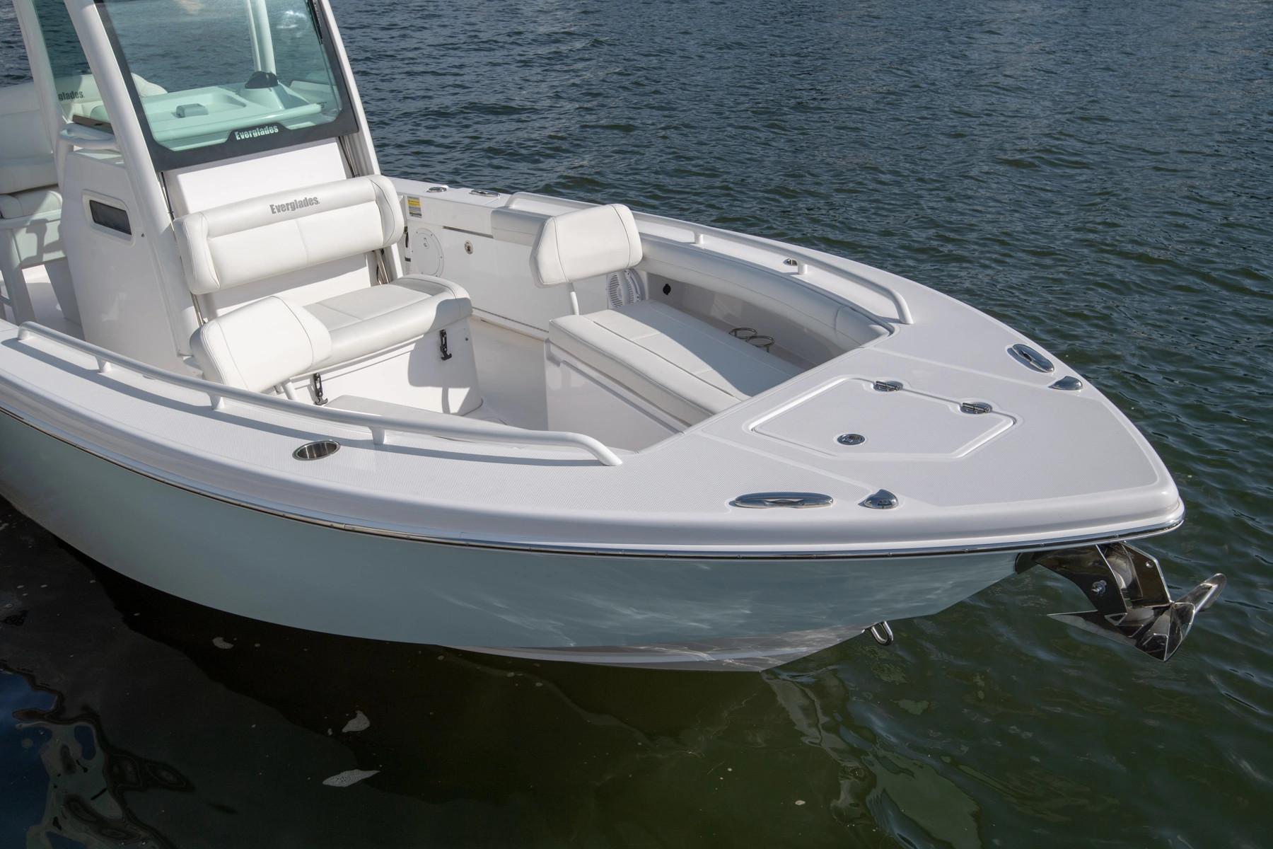 2025 Everglades 253 CC Center Console for sale - YachtWorld
