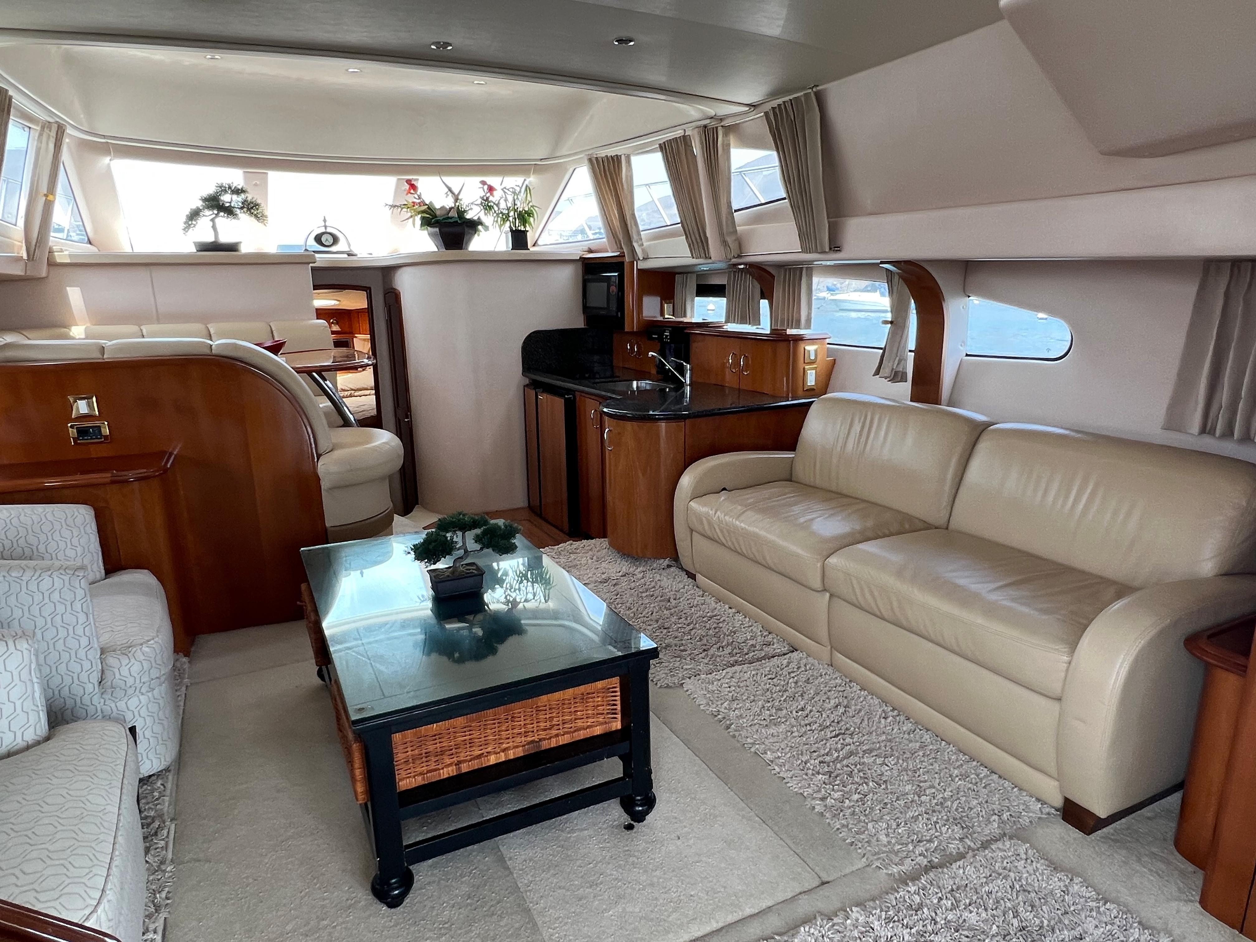 2006 Carver 42 Mariner Motor Yachts for sale - YachtWorld