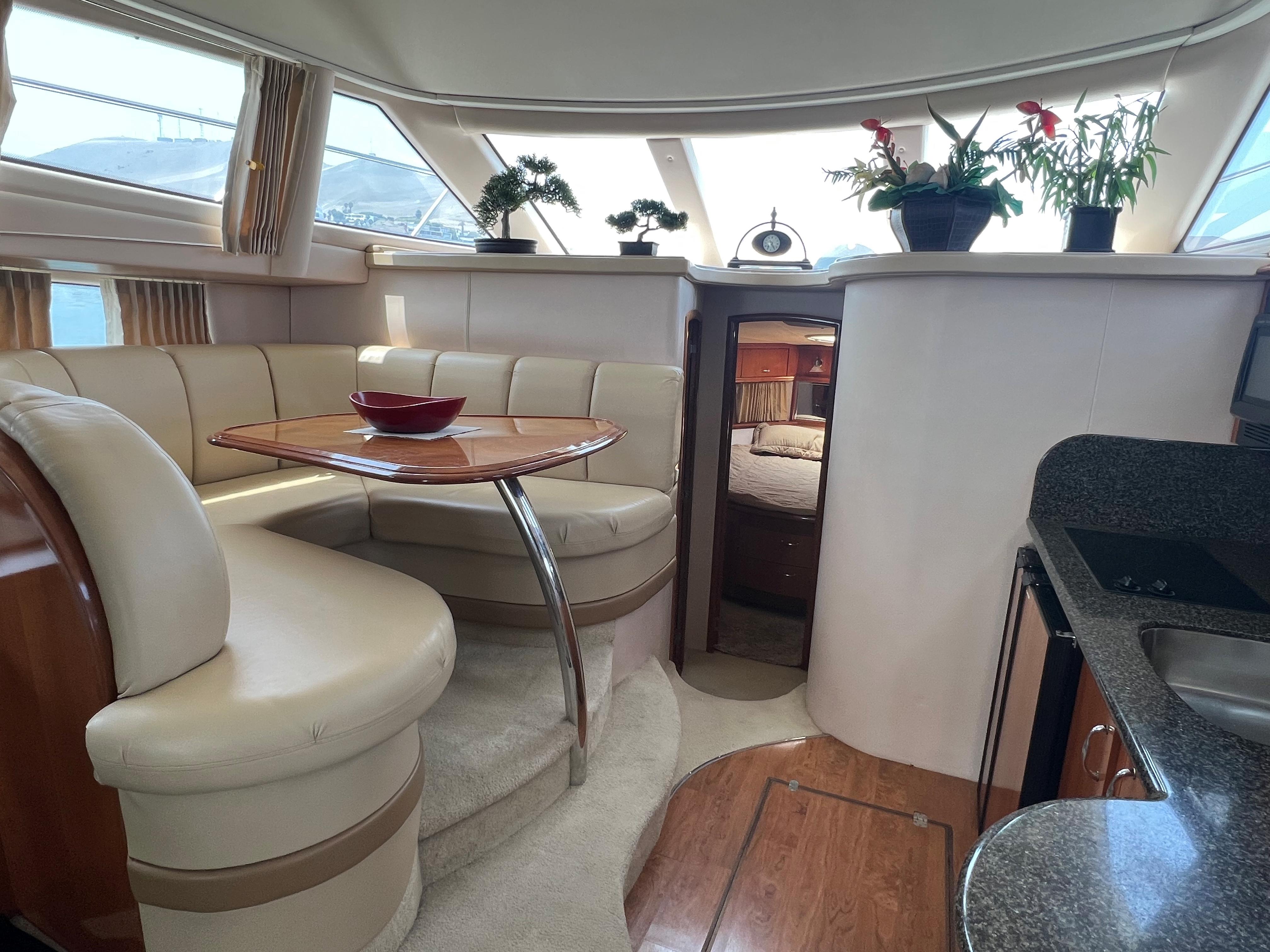 2006 Carver 42 Mariner Motor Yachts for sale - YachtWorld