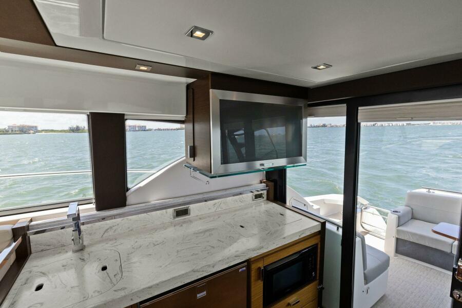 2017 Tiara Yachts 44 Flybridge Flybridge for sale - YachtWorld