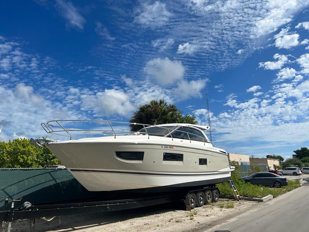 2016 Jeanneau 40 Leader Express Cruiser for sale - YachtWorld