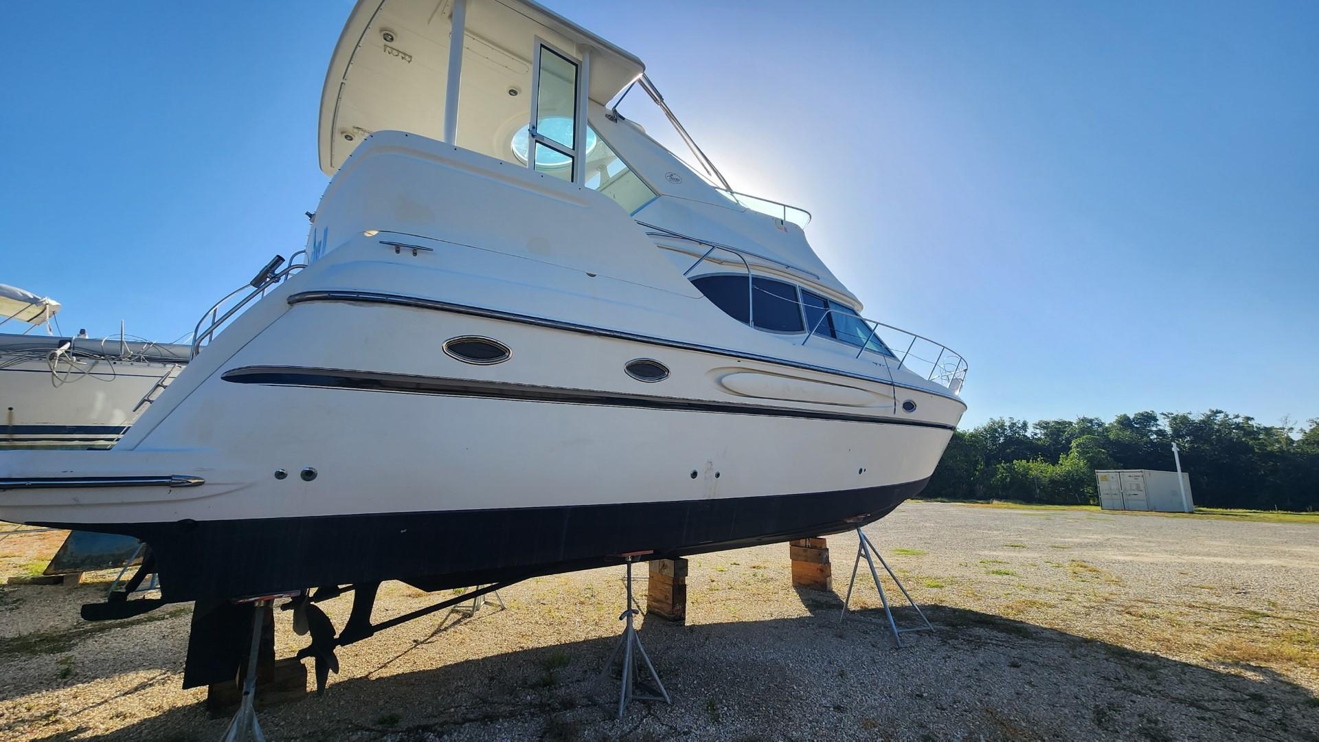 2000 Maxum 4100 SCA Motor Yachts for sale - YachtWorld