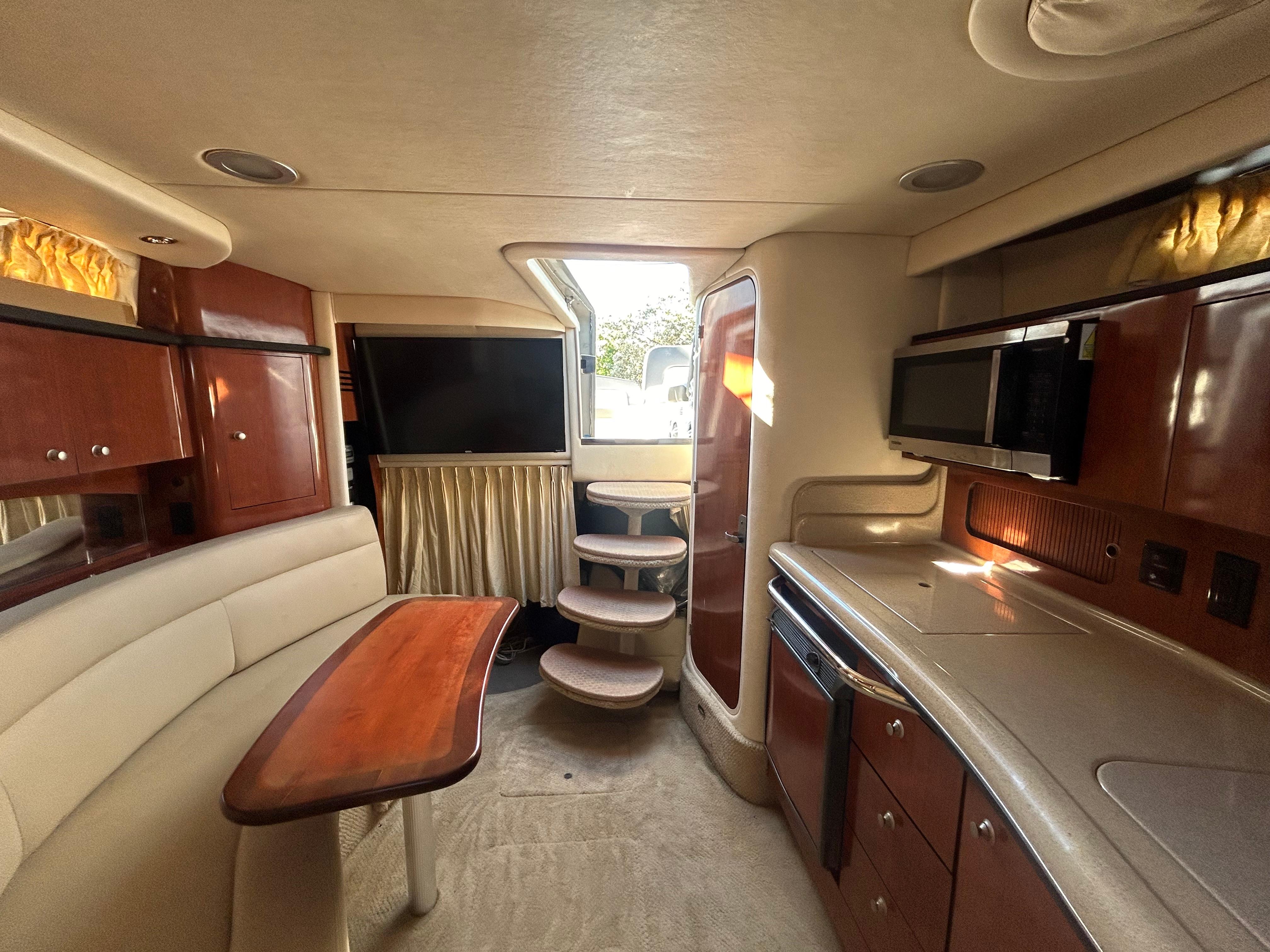 2006 Sea Ray 320 Sundancer Cruiser for sale - YachtWorld