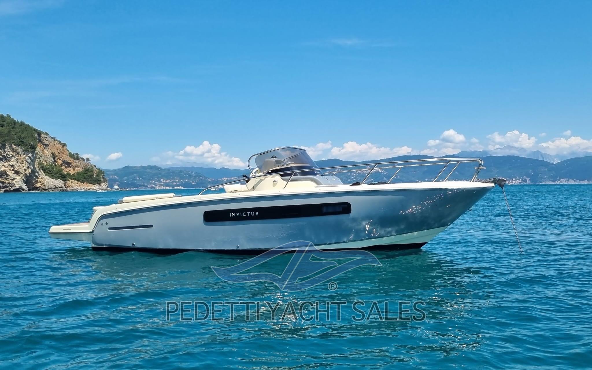 Used 2020 Invictus CX 280 | TopBoats