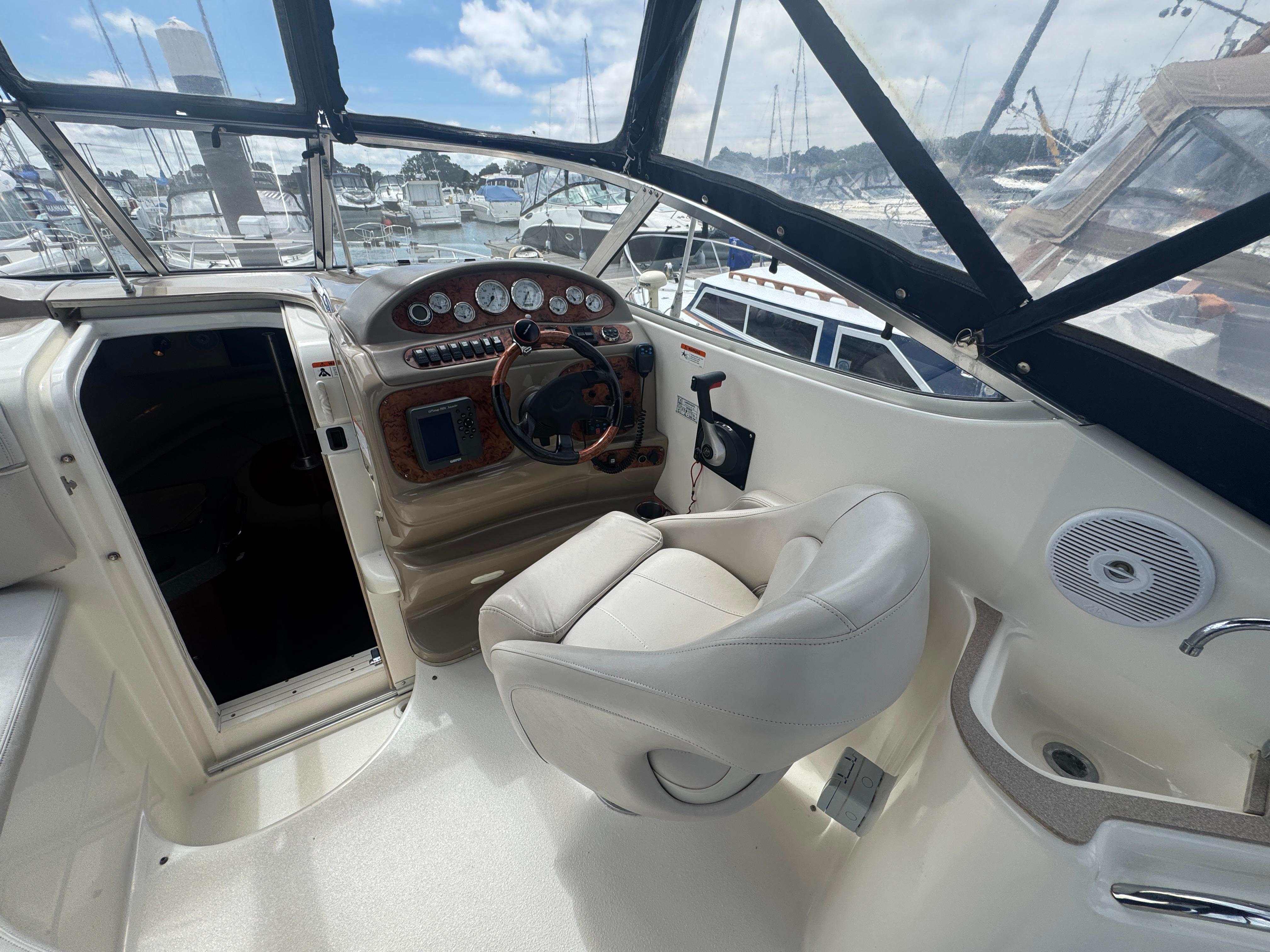 2006 Larson Cabrio 240 Cruiser for sale - YachtWorld