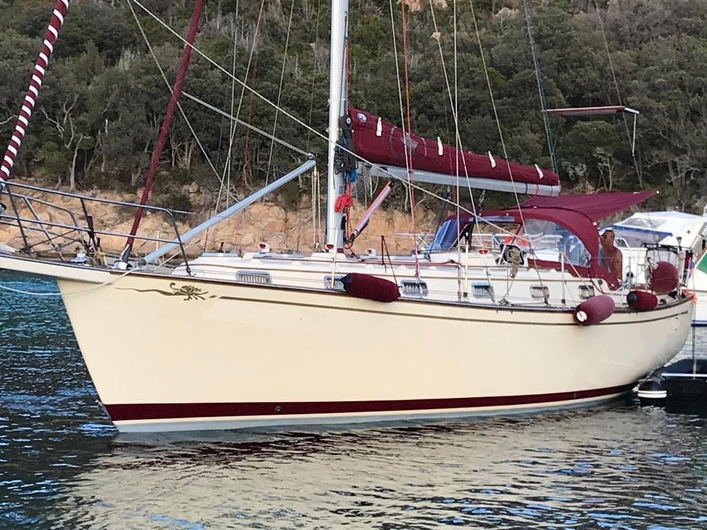 Used Island Packet 38 - iNautia