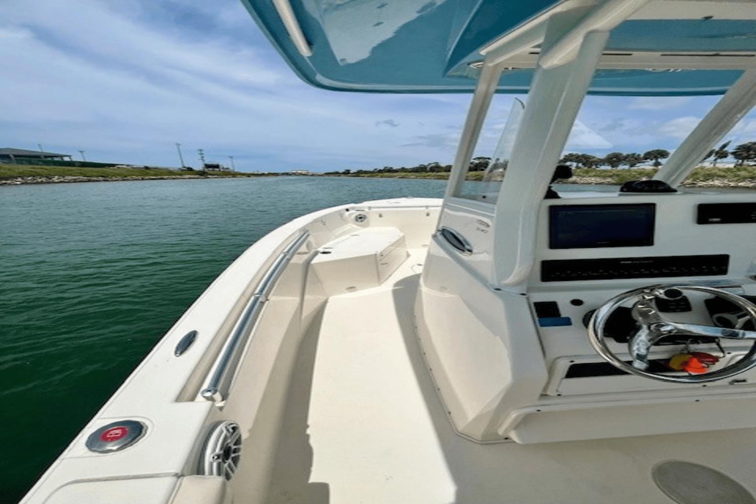 2020 Cobia 240 Center Console Sport Fishing for sale - YachtWorld