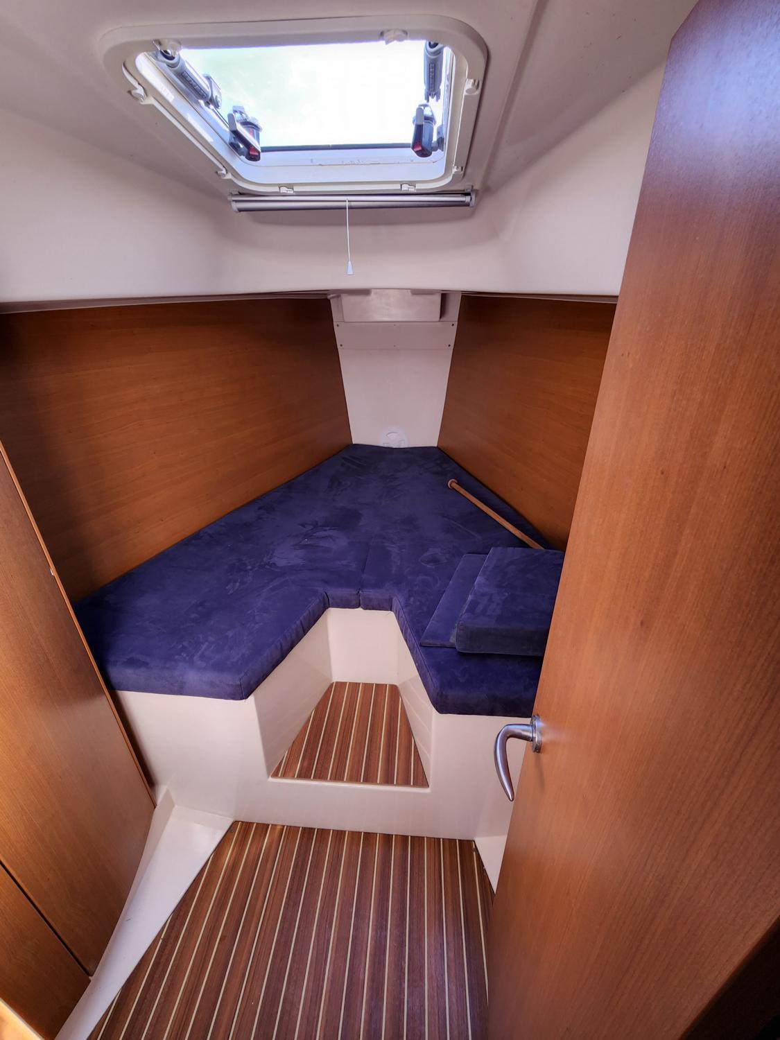 2011 Hanse 355 Cruiser for sale - YachtWorld