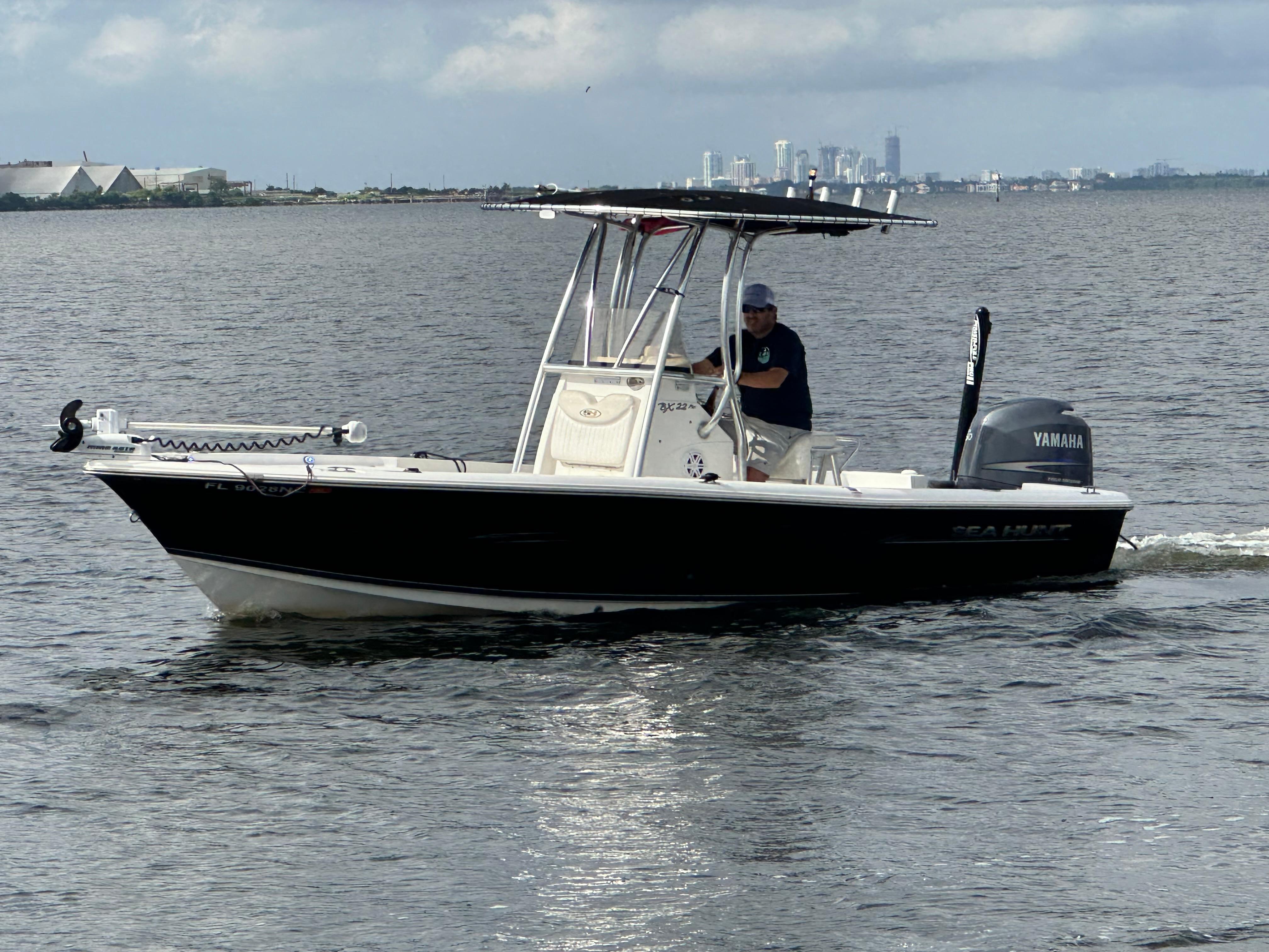 Used 2010 Sea Hunt 22BX Pro - Florida | TopBoats