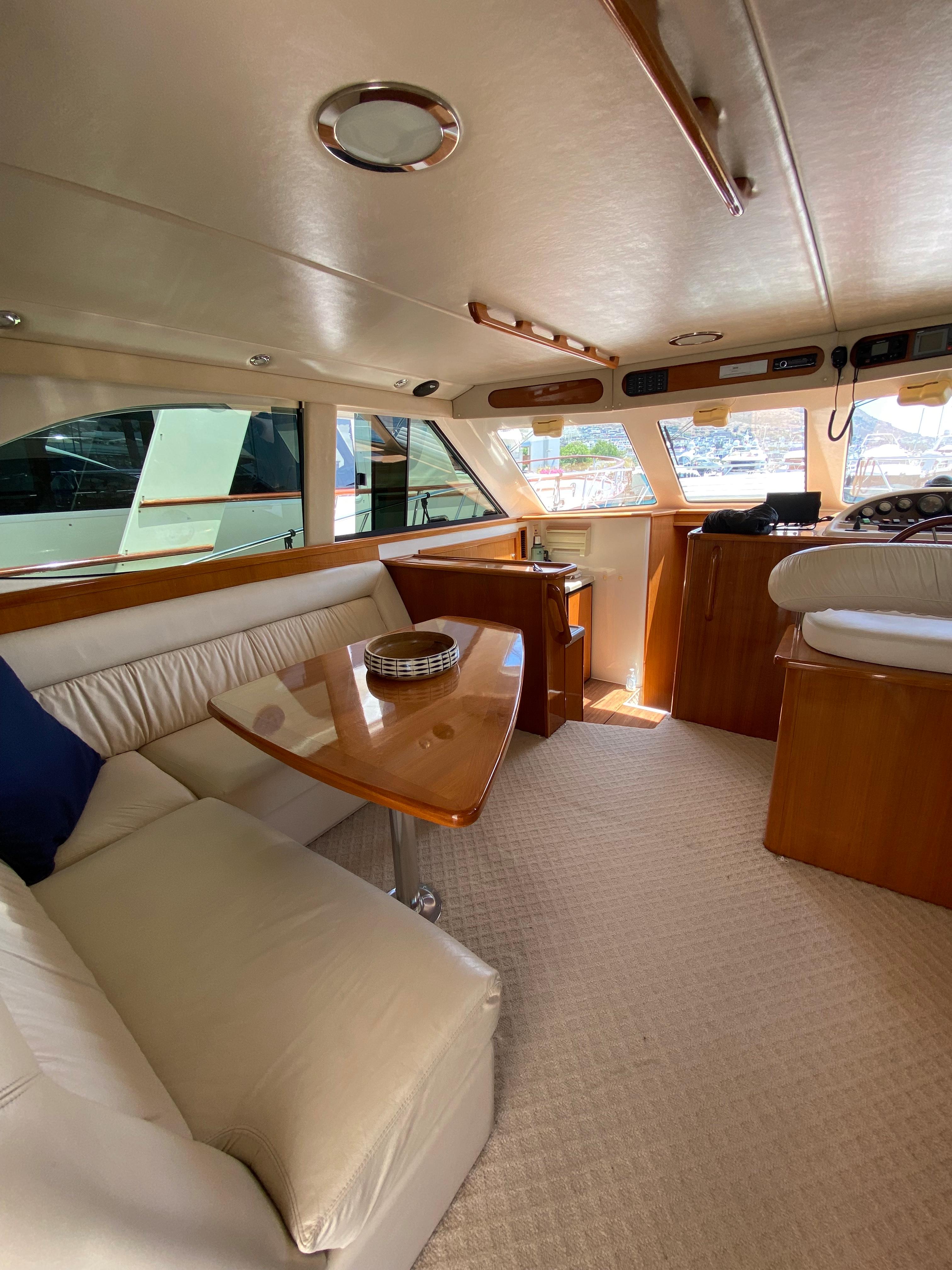 2001 Riviera 40 Flybridge Other for sale - YachtWorld