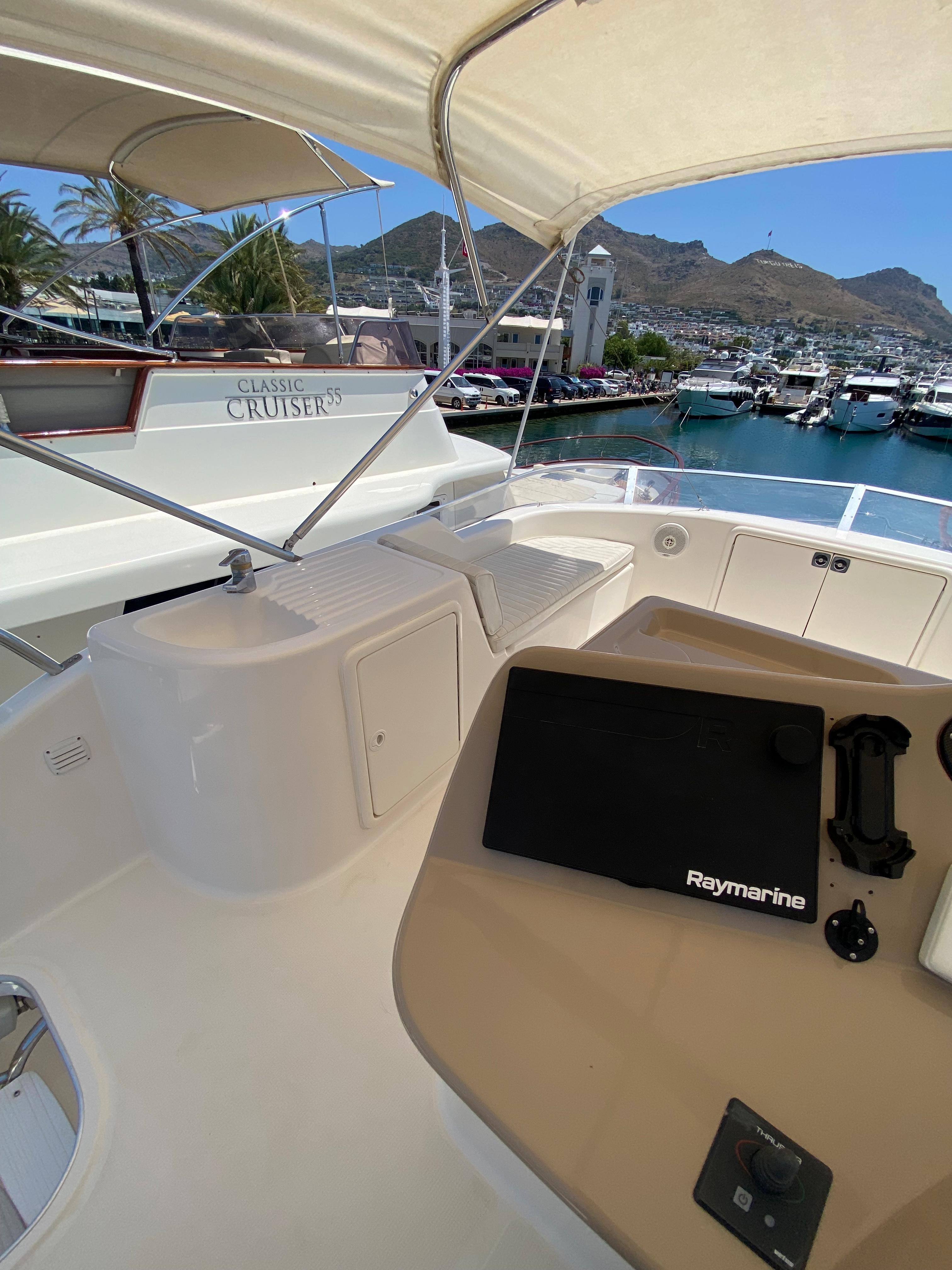 2001 Riviera 40 Flybridge Andere Boote Kaufen - YachtWorld