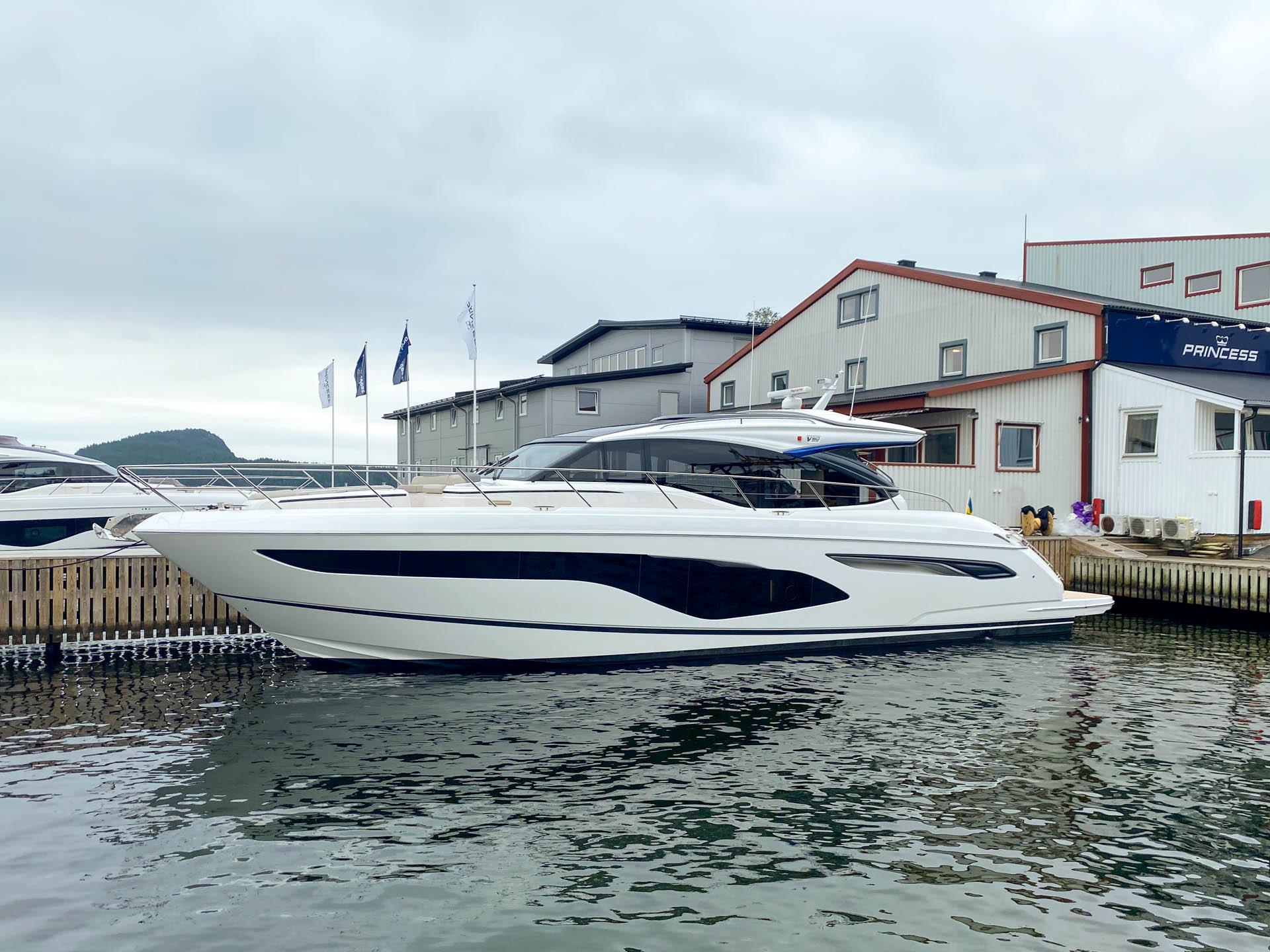 2020 Princess V60 Motor Yacht for sale - YachtWorld