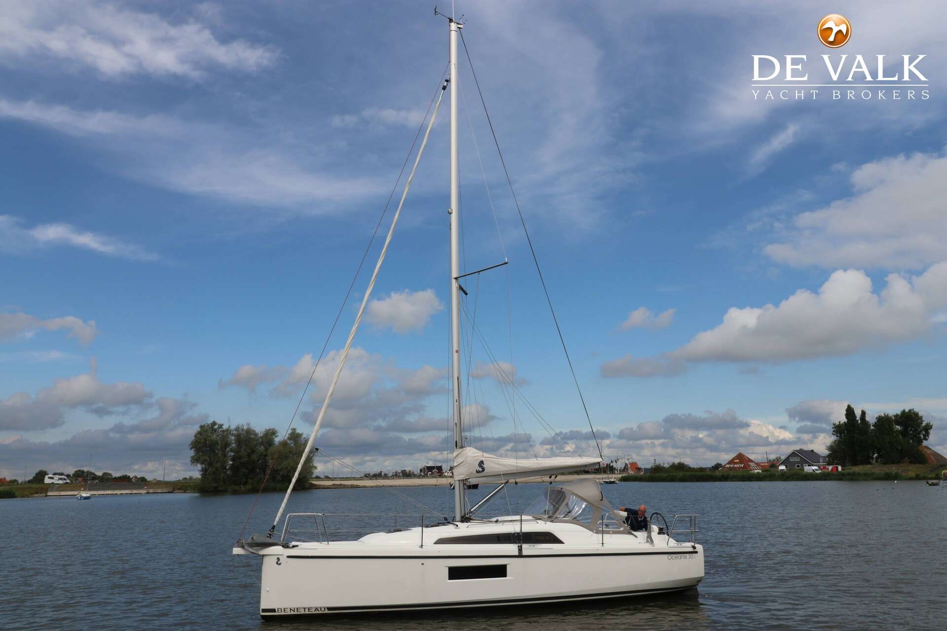 Beneteau Oceanis 30.1 | 2021 | 31ft | Boatshop24
