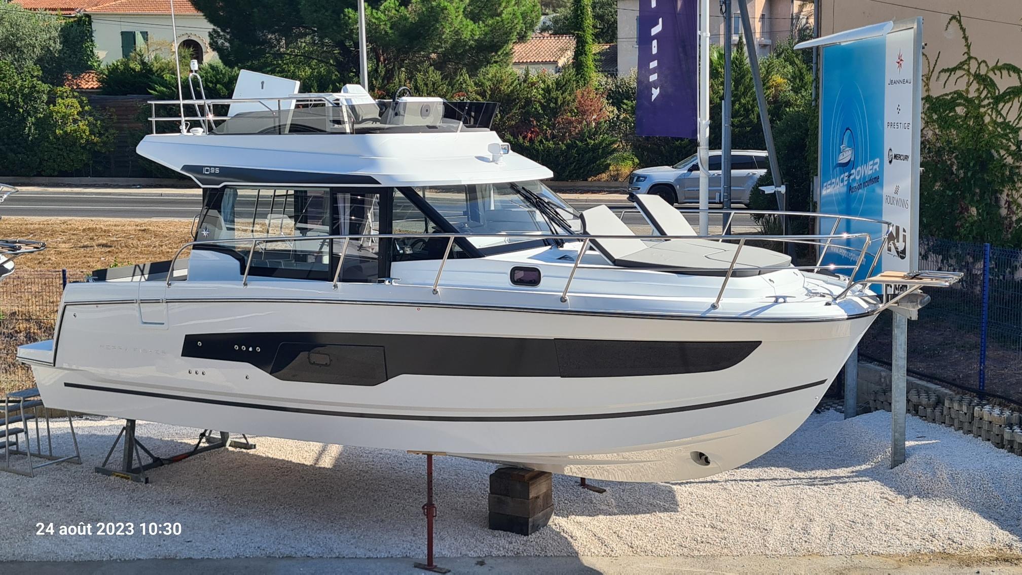 2023 Jeanneau Merry Fisher 1095 FLY Cruiser for sale - YachtWorld