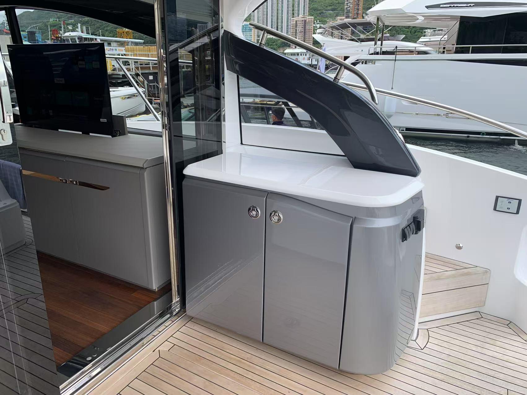 New 2025 Princess V50 | TopBoats