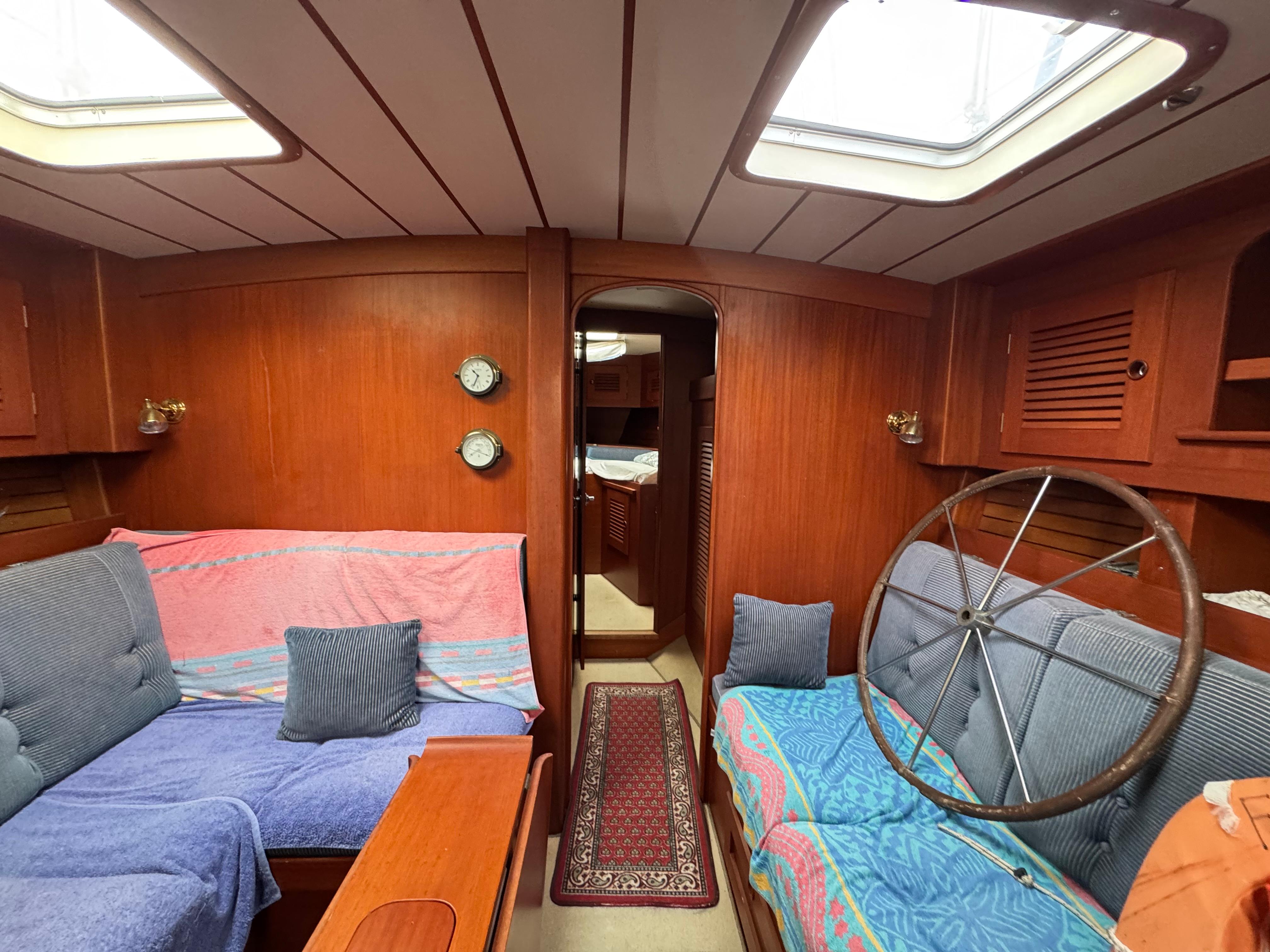 1991 Hallberg-Rassy 42E Cruiser for sale - YachtWorld