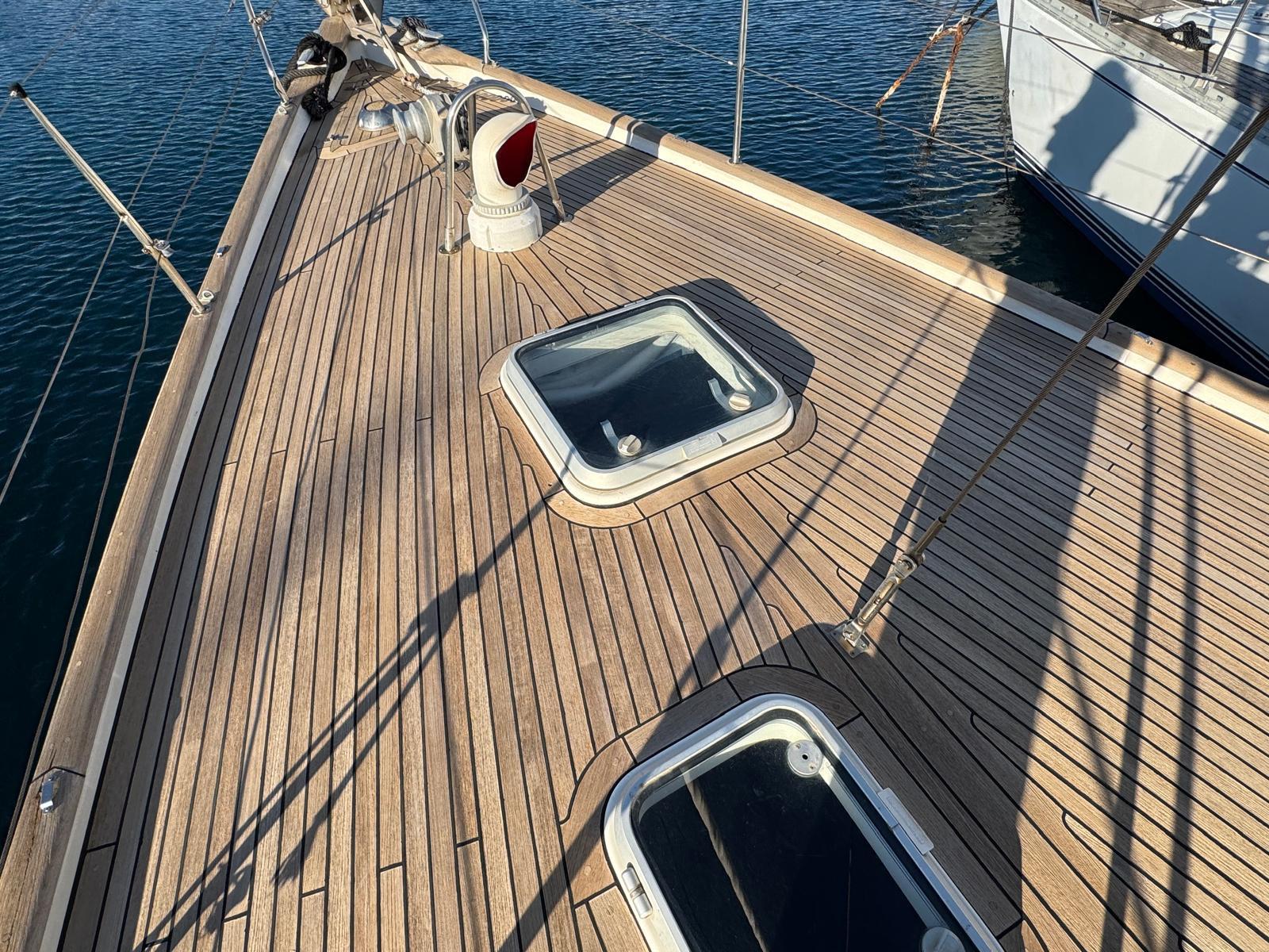 1991 Hallberg-Rassy 42E Cruiser for sale - YachtWorld