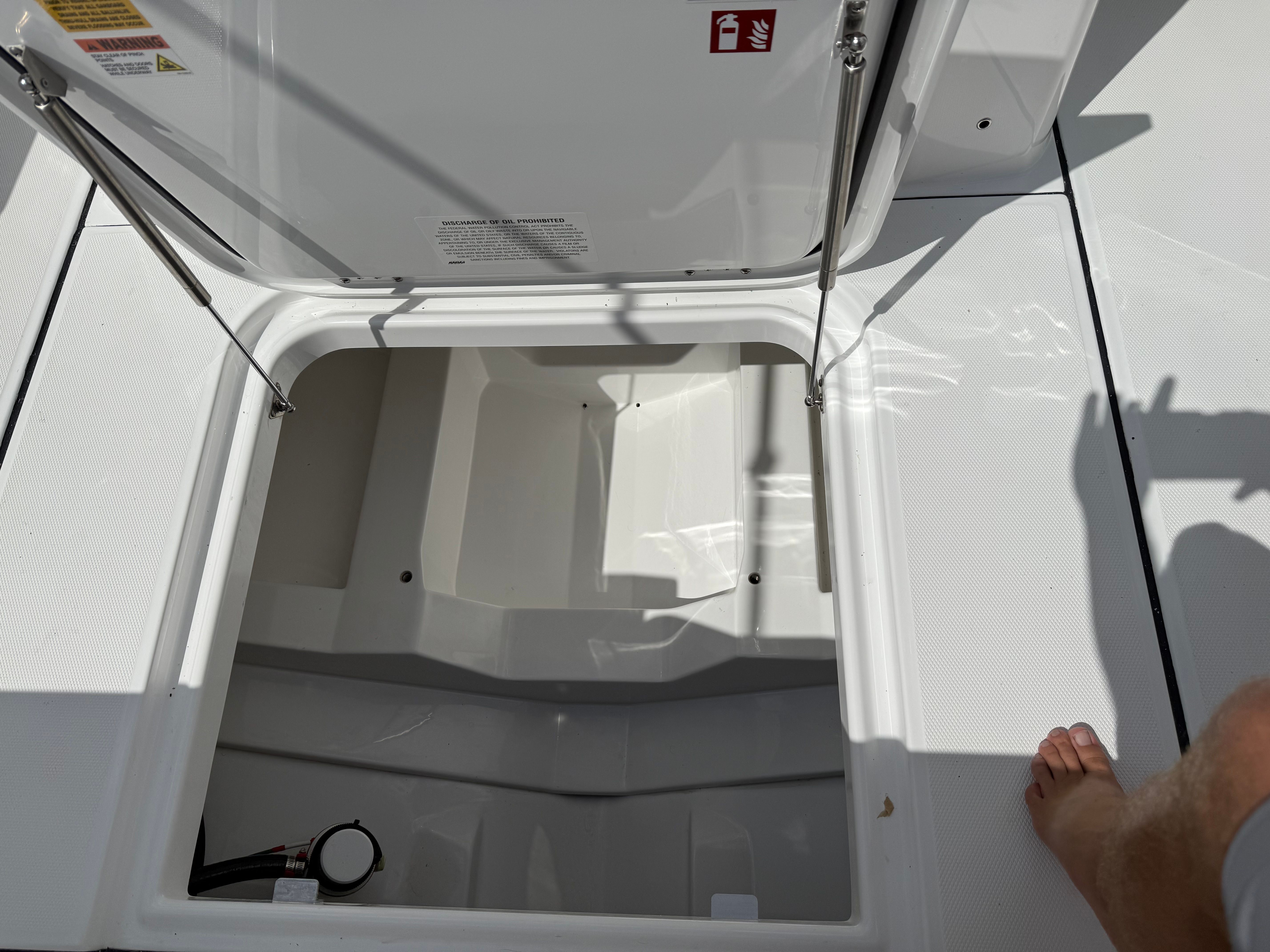 2026 Everglades 335 CC Center Console for sale - YachtWorld