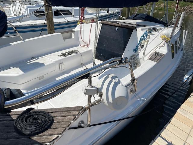 1998 Hunter 240 Racer/Cruiser for sale - YachtWorld