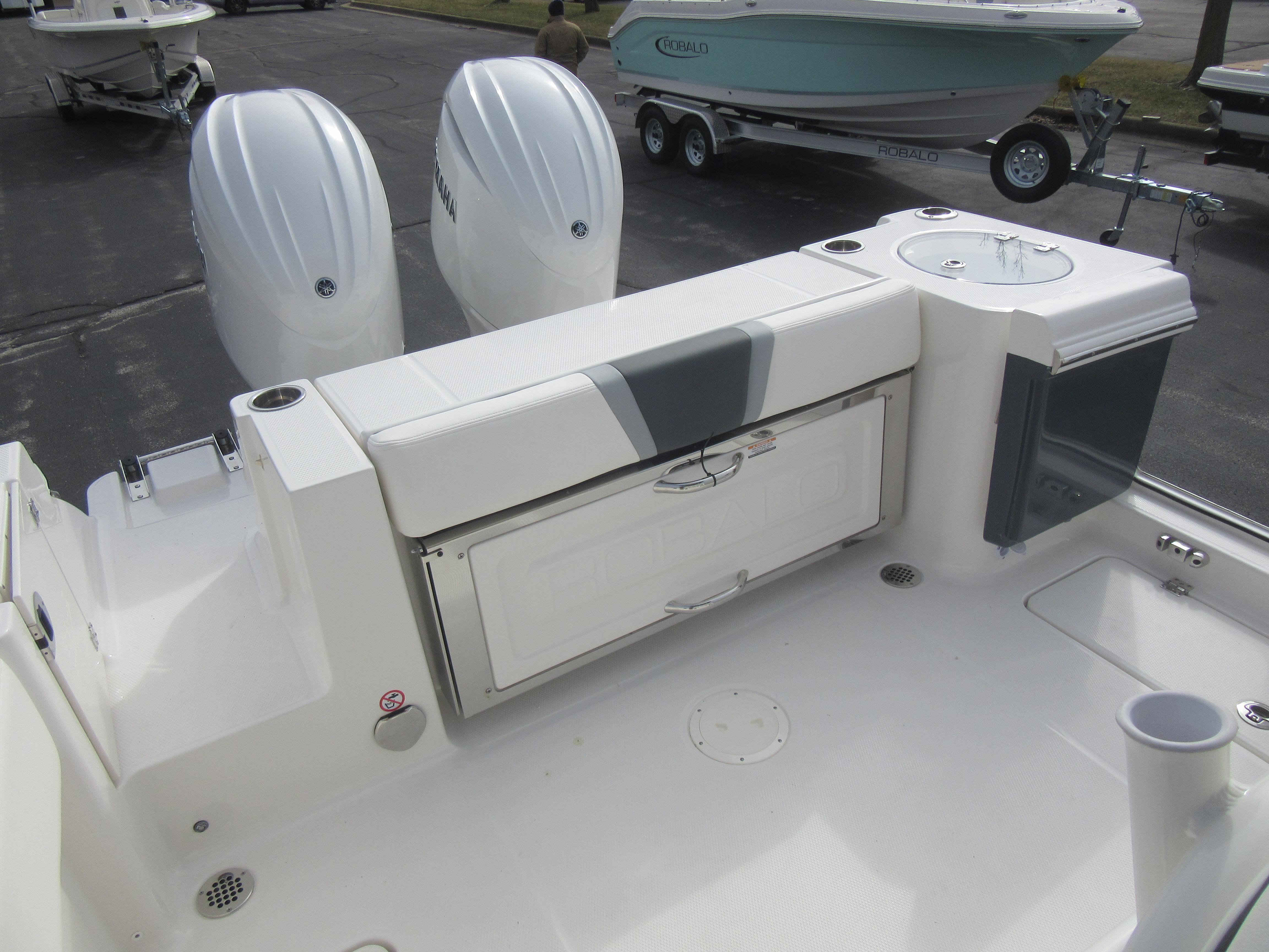 2024 Robalo R250 Center Console Center Console for sale - YachtWorld