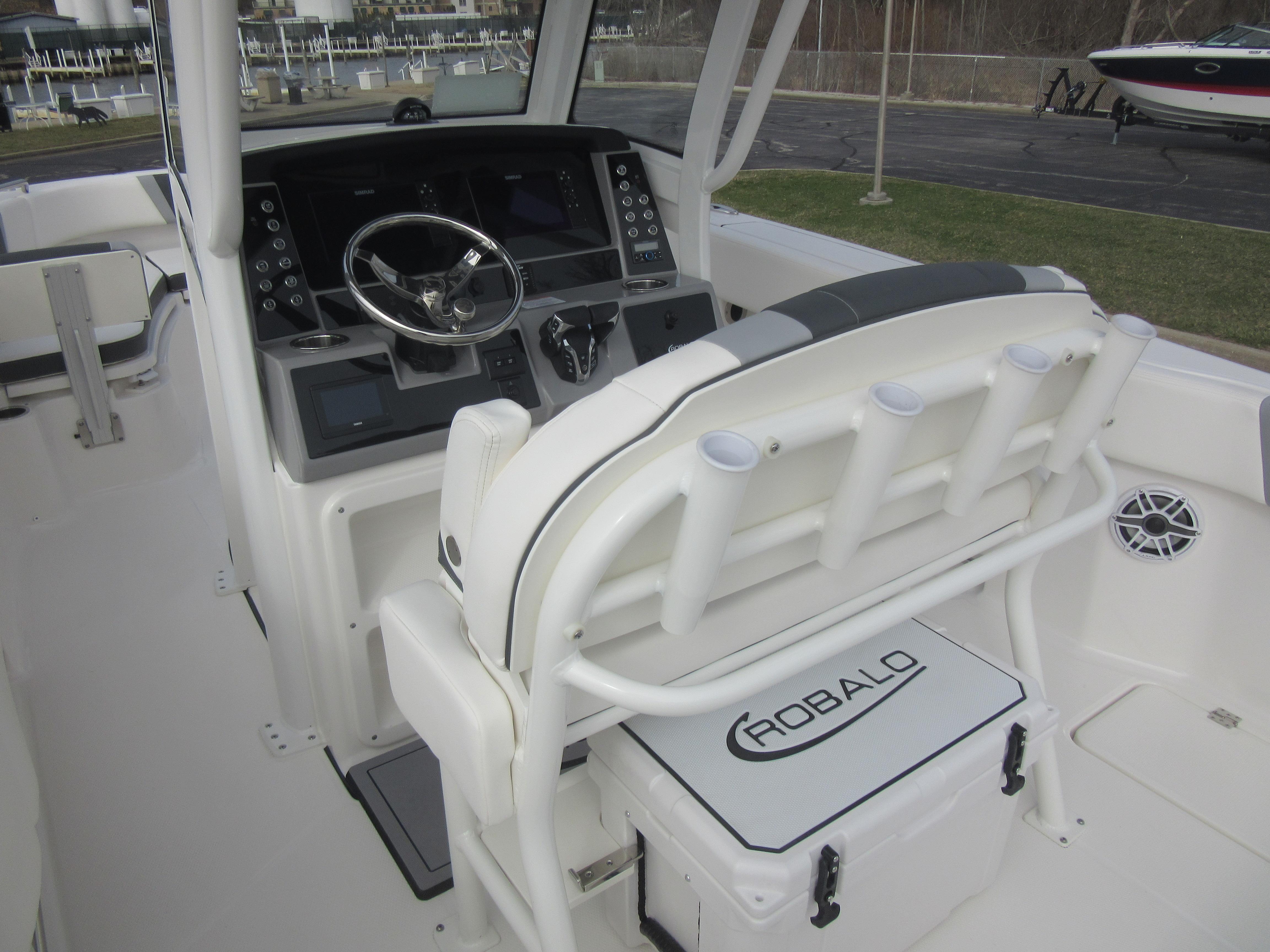 2024 Robalo R250 Center Console Center Console for sale - YachtWorld