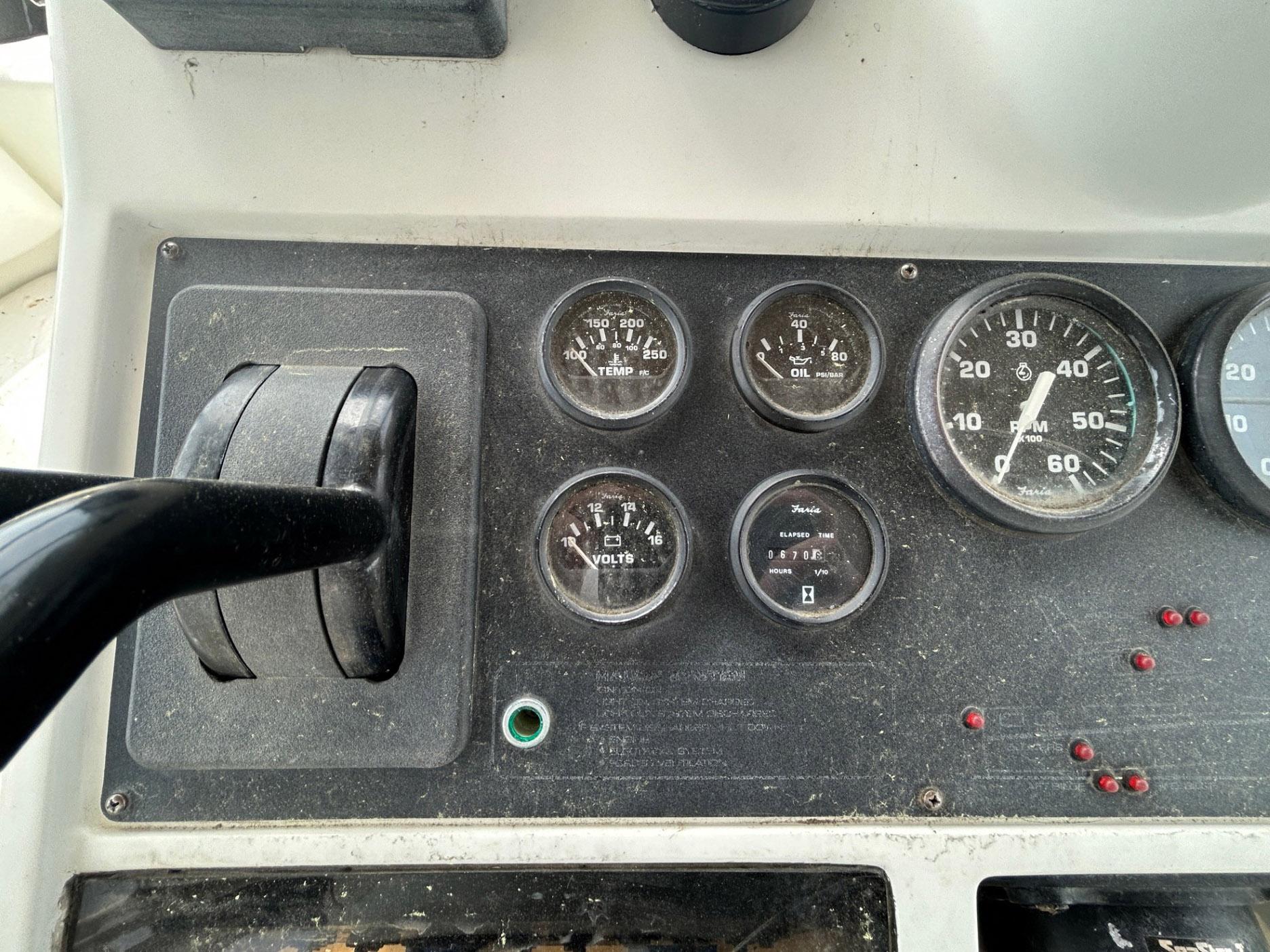 1992 Silverton 34 Motor Yacht Convertible boten te koop- YachtWorld