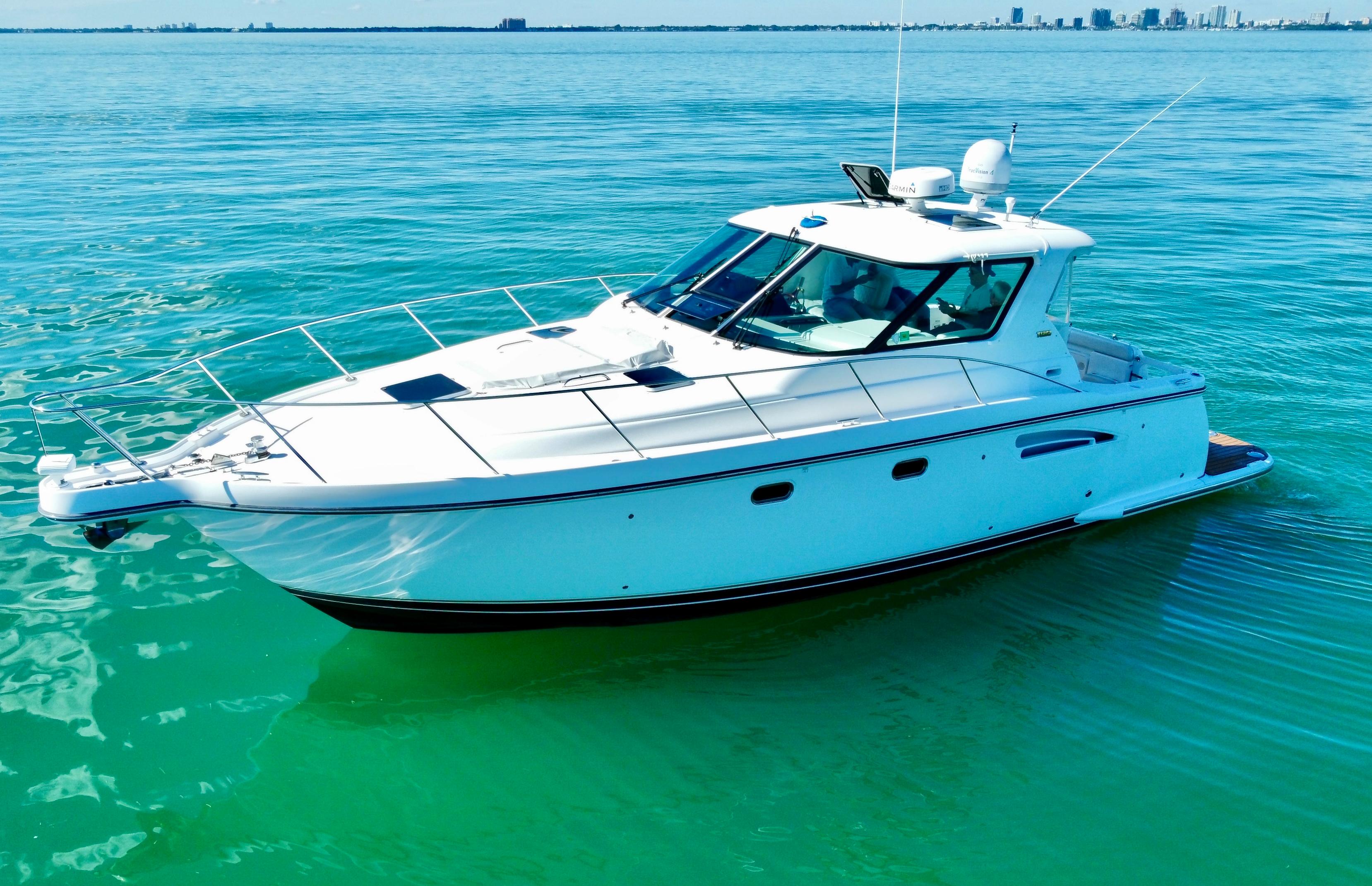 2005 Tiara Yachts 3600 Sovran Express Cruiser for sale - YachtWorld