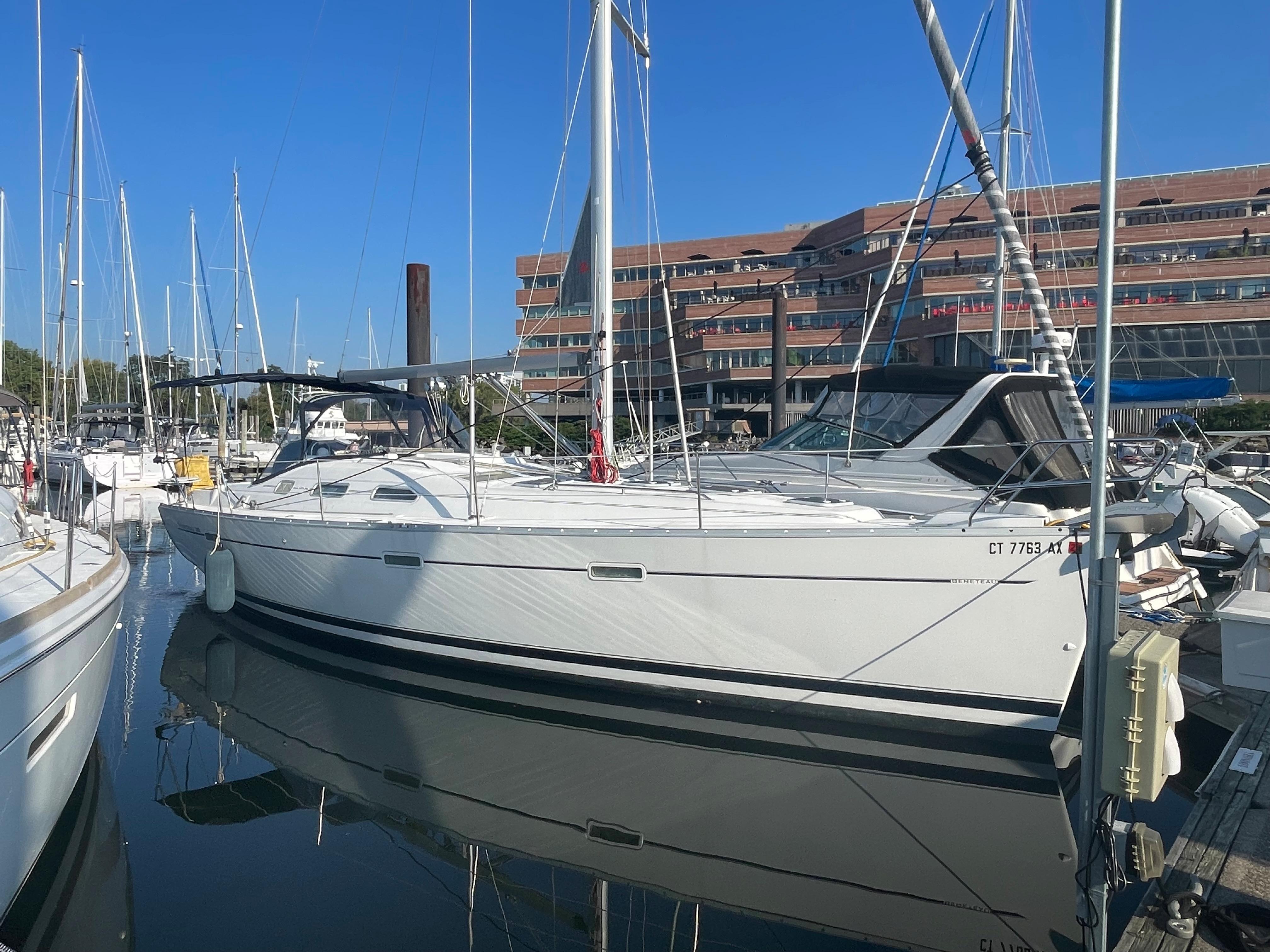 2002 Beneteau 393 Cruiser for sale - YachtWorld