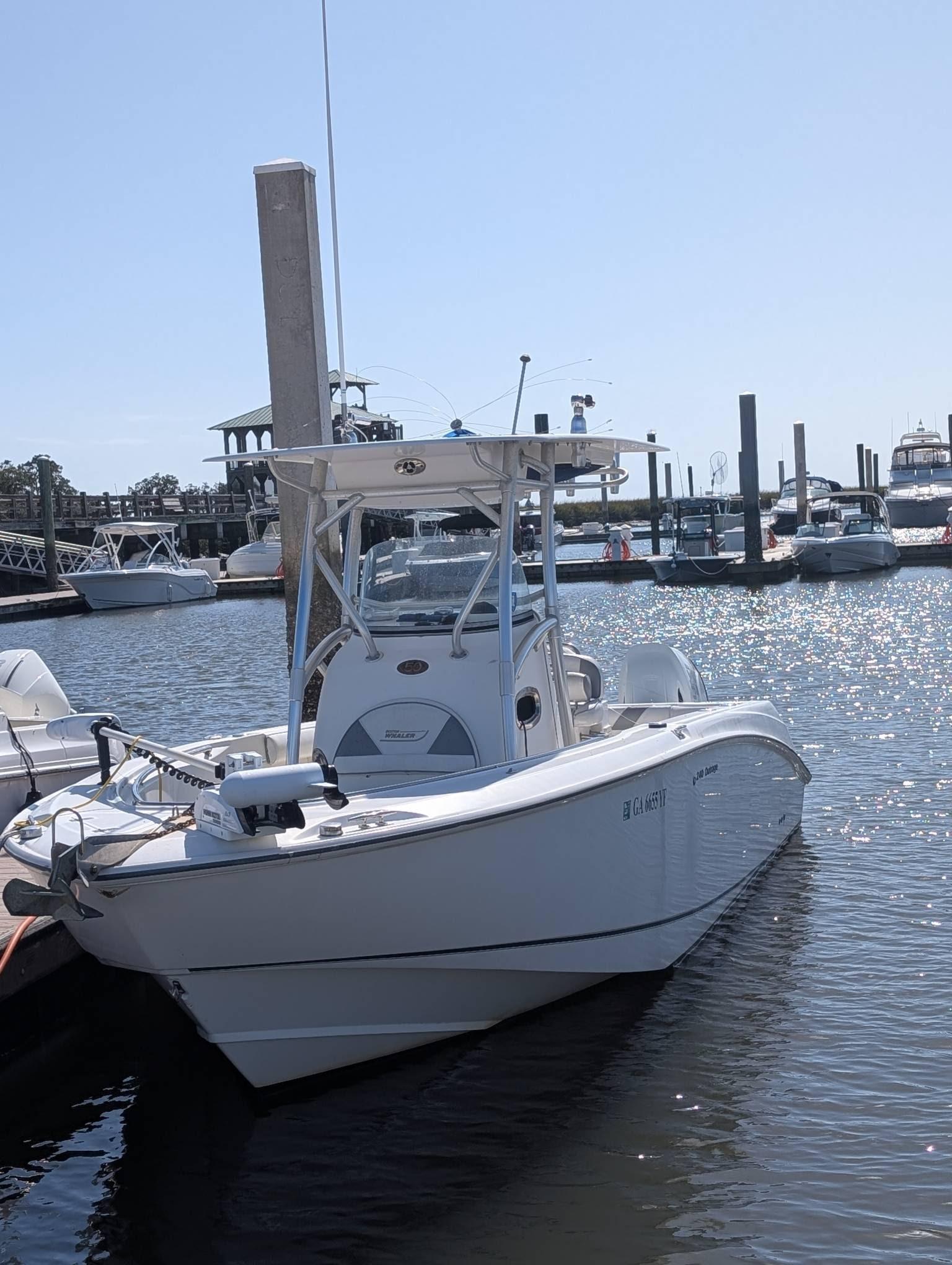 2008 Boston Whaler 24 Outrage Center Console for sale - YachtWorld