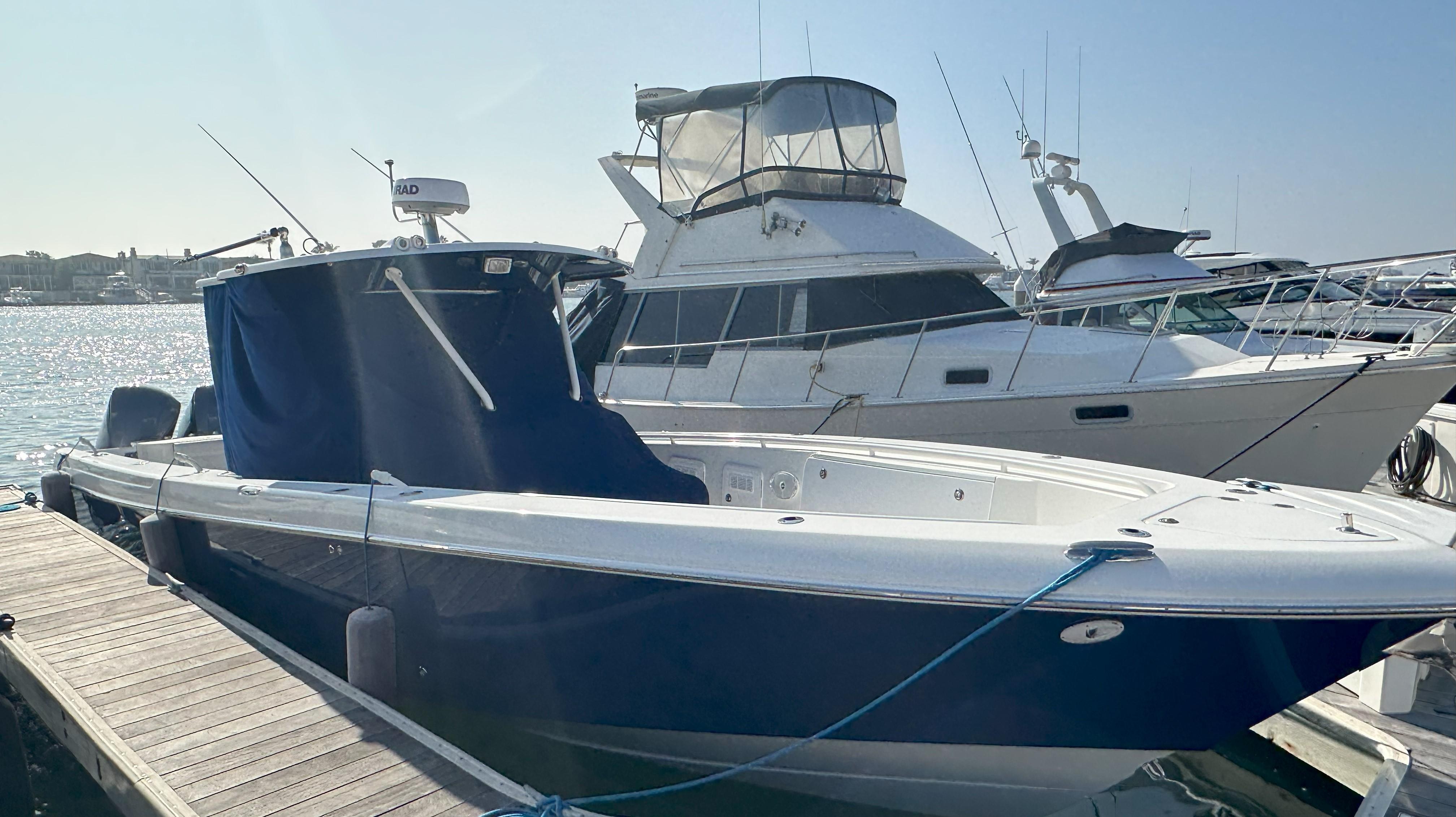 2009 Everglades 350 CC Centre Console for sale - YachtWorld