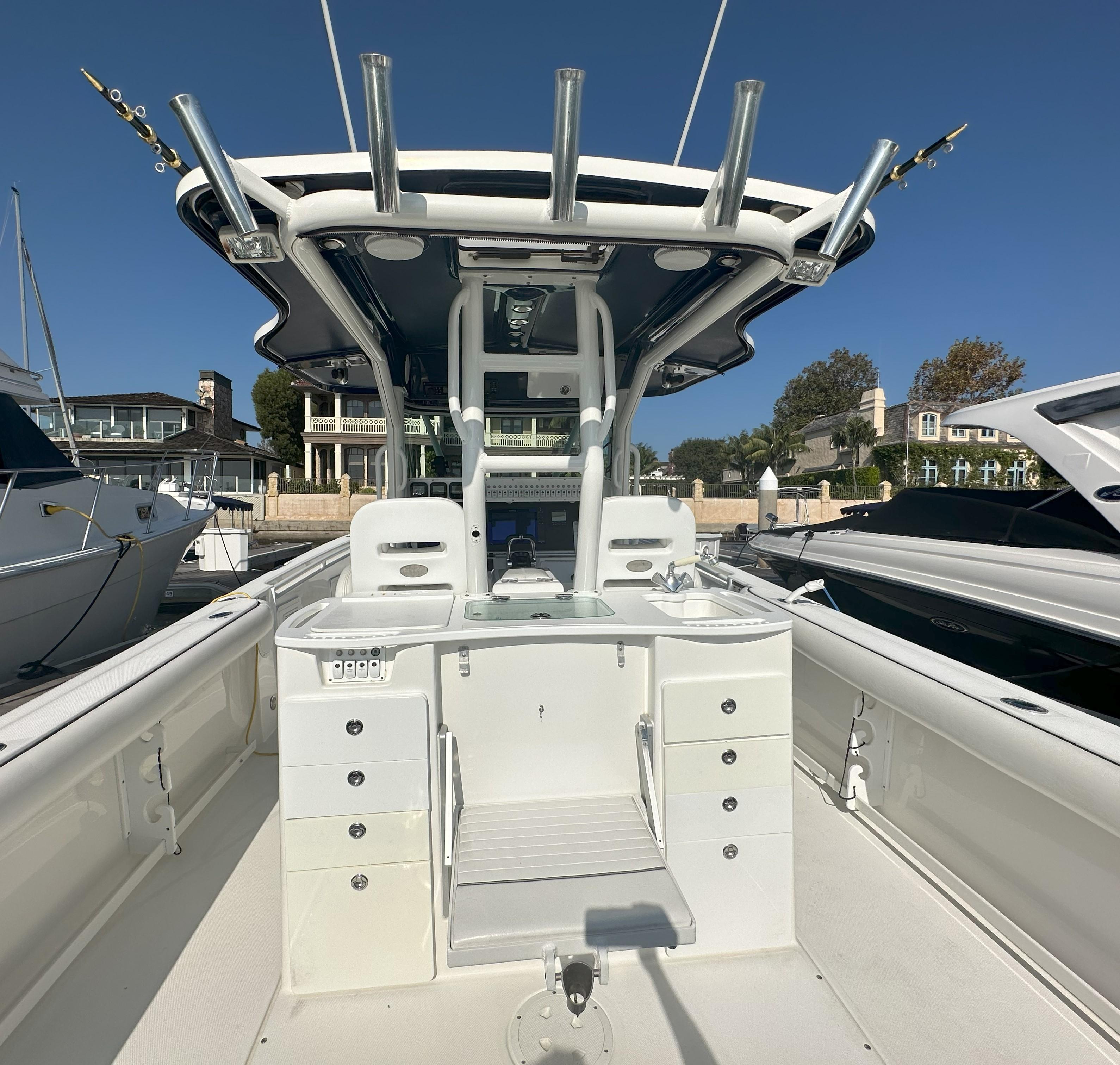 2009 Everglades 350 CC Centre Console for sale - YachtWorld