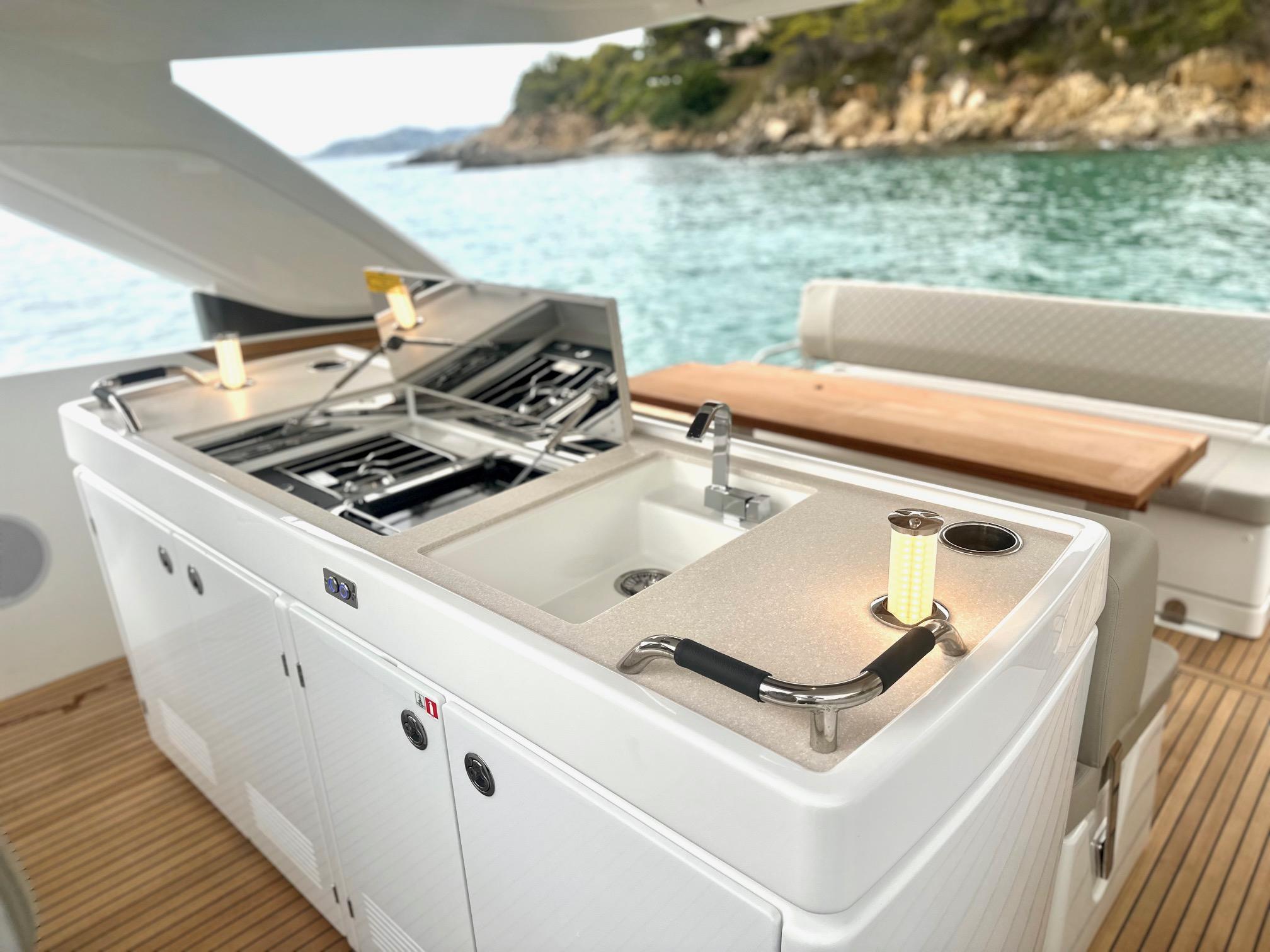 2023 Jeanneau DB 43 Cruiser for sale - YachtWorld