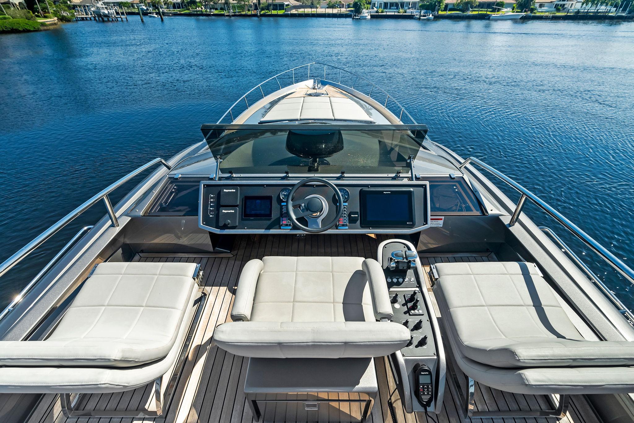 2021 Pershing 74 Motor Yachts for sale - YachtWorld