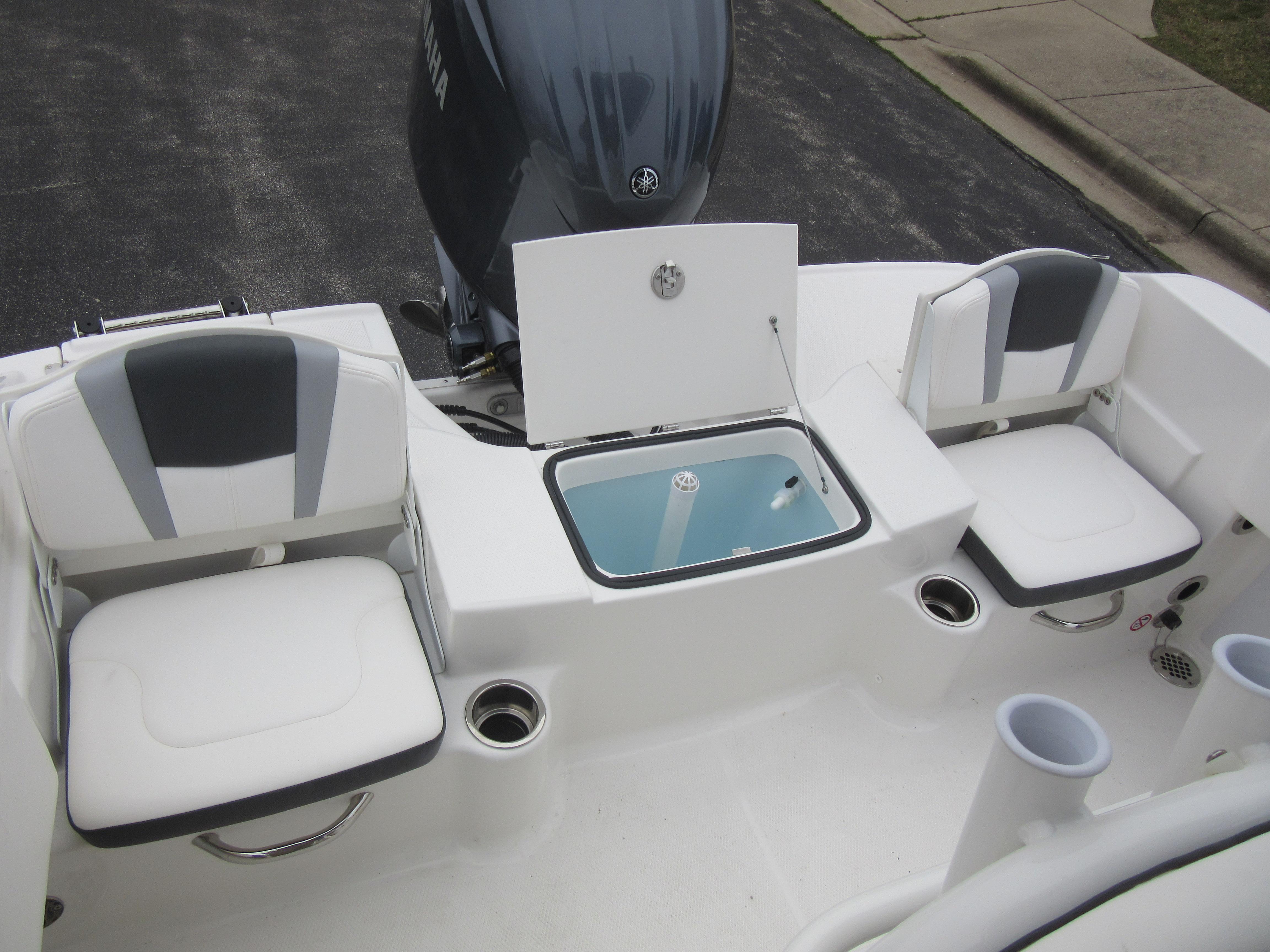 2024 Robalo R180 Center Console Center Console for sale - YachtWorld