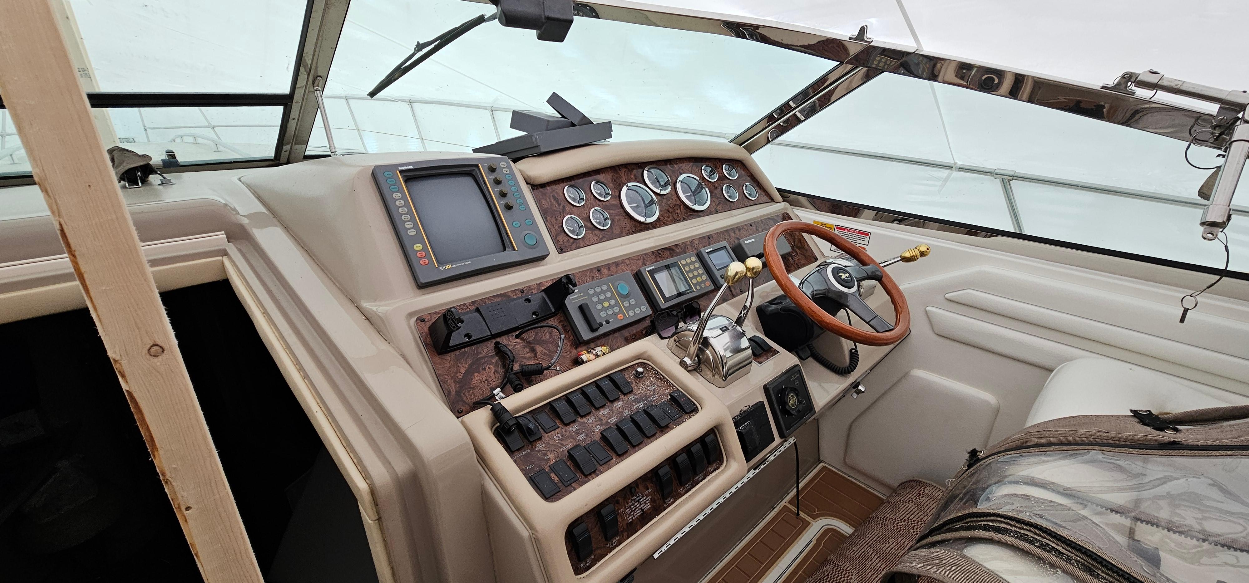 1999 Sea Ray 400 Express Cruiser Express Cruiser for sale - YachtWorld